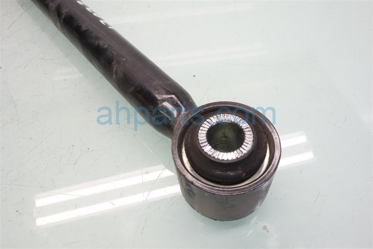 Sold 2014 Toyota Camry Lower Control Rear Passenger Front Lateral Arm ...