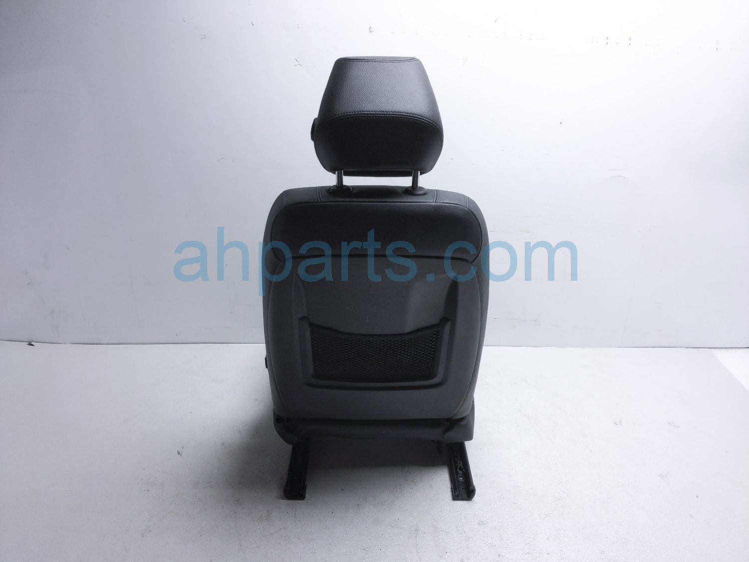 Sold 2015 BMW 328i Front Passenger Seat - Black 52-10-7-243-537,