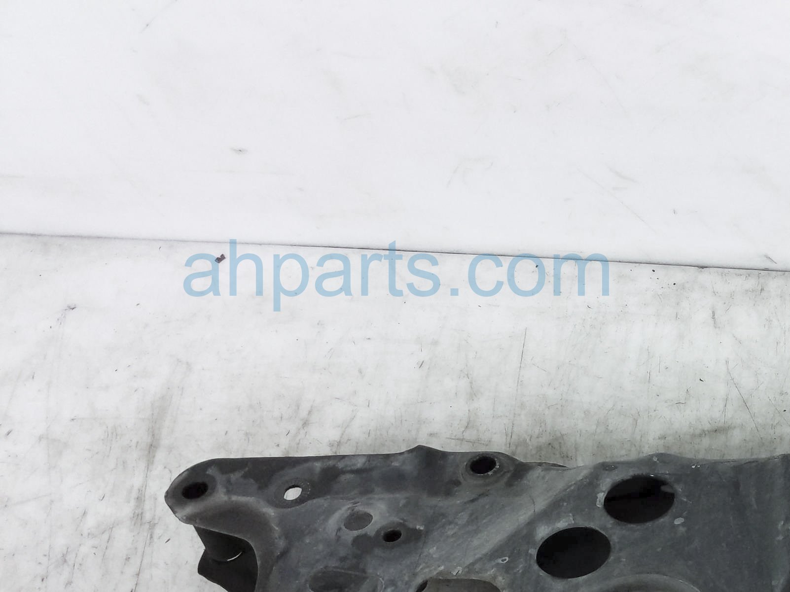 Sold 2015 Volkswagen Beetle Crossmember Front Sub Frame / Cradle 5C0 ...