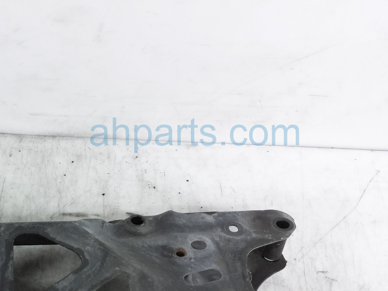 Sold 2015 Volkswagen Beetle Crossmember Front Sub Frame / Cradle 5C0 ...