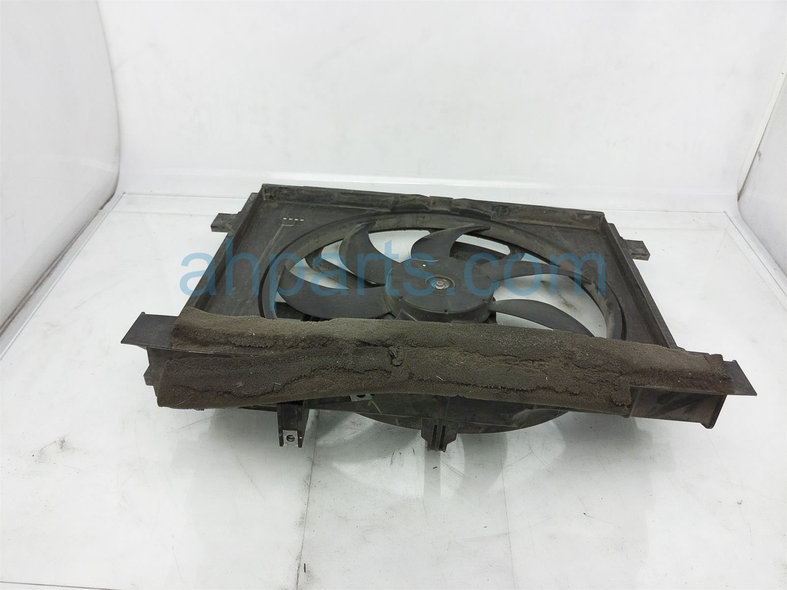 Sold 2014 Nissan Sentra Cooling Radiator Fan Assembly - 1.8l Sv 21481 ...
