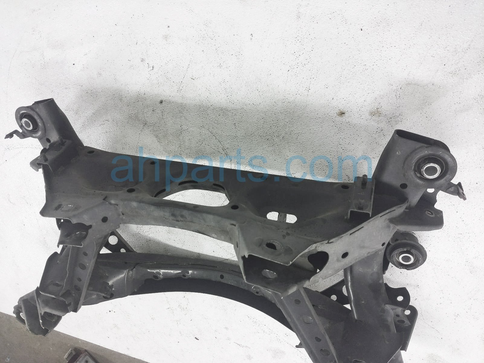 Sold 2004 Mazda RX8 Crossmember Rear Sub Frame / Cradle F151-28-80XM,