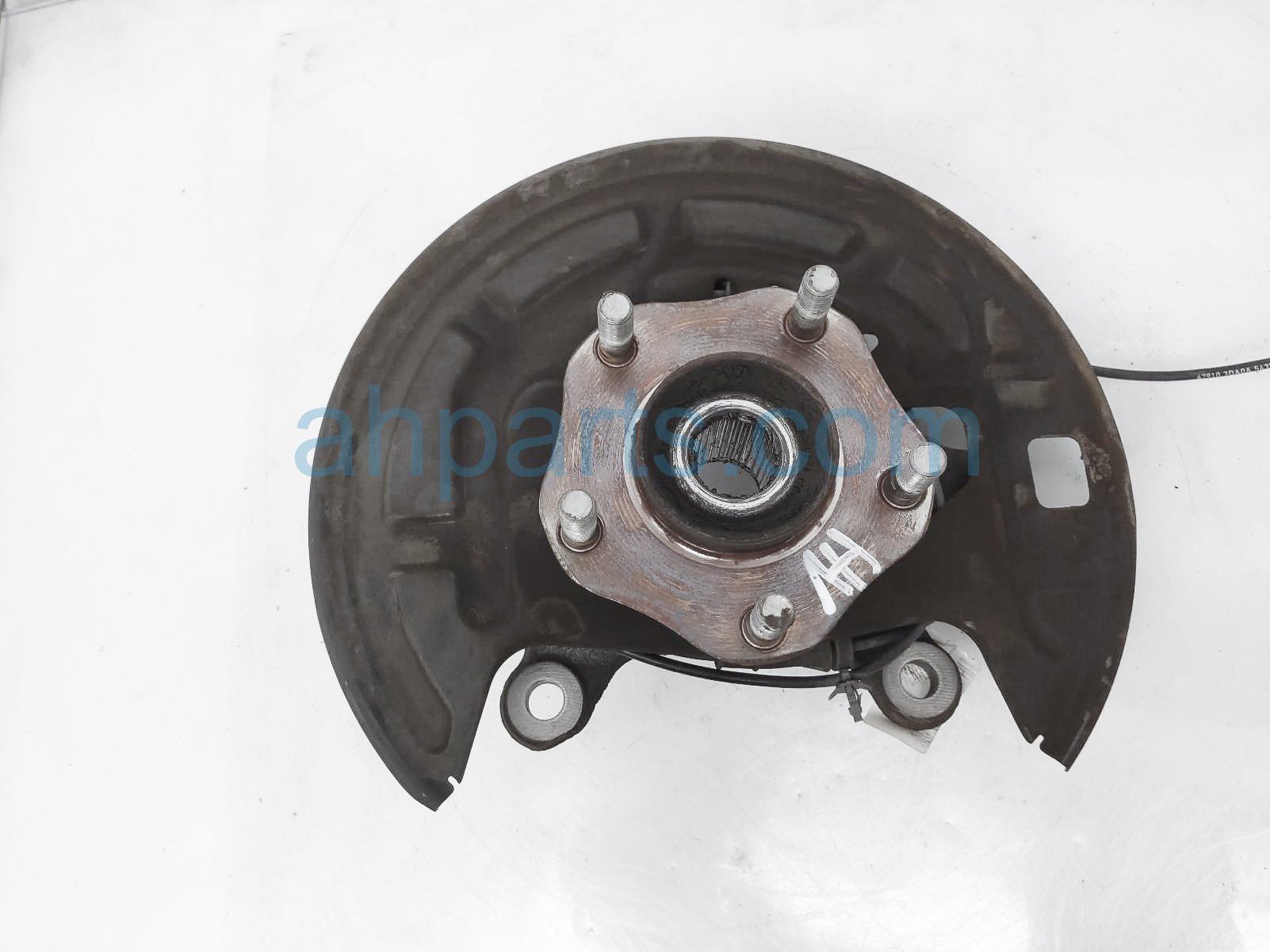 Sold 2014 Nissan Sentra Front Driver Spindle Knuckle Hub 40015-1KA1A,
