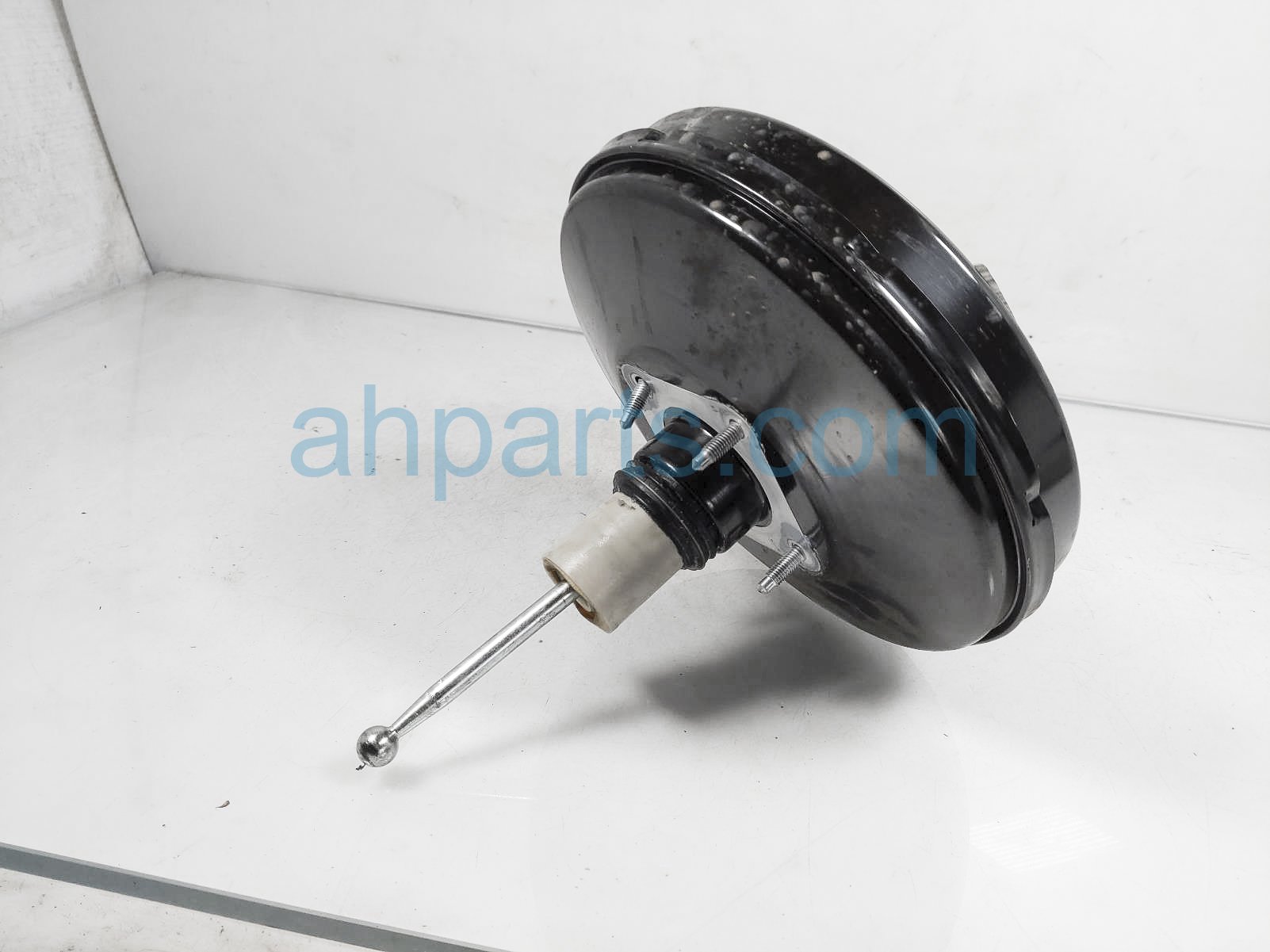 Sold 2018 Volkswagen Beetle Power Brake Booster 1K1-614-106-BL,