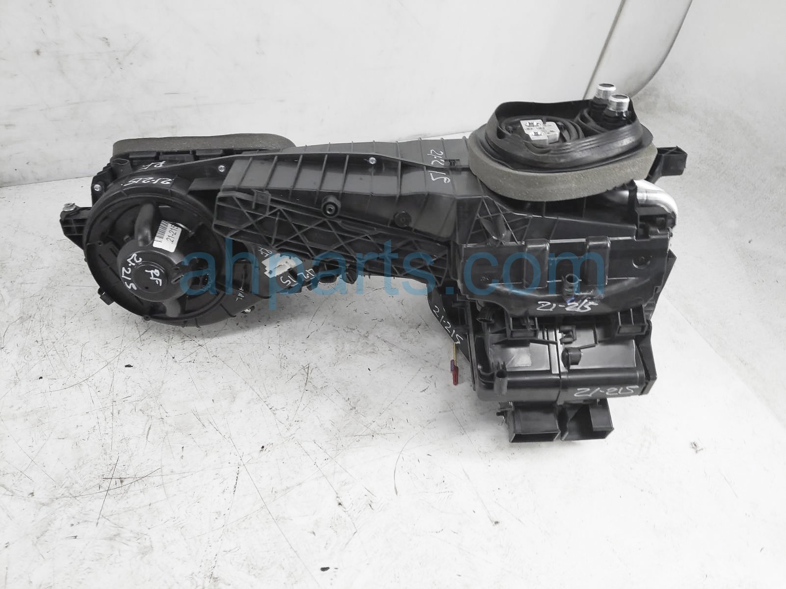 Sold 2018 Volkswagen Beetle Ac Heater Core + Blower Assy 561-898-063,