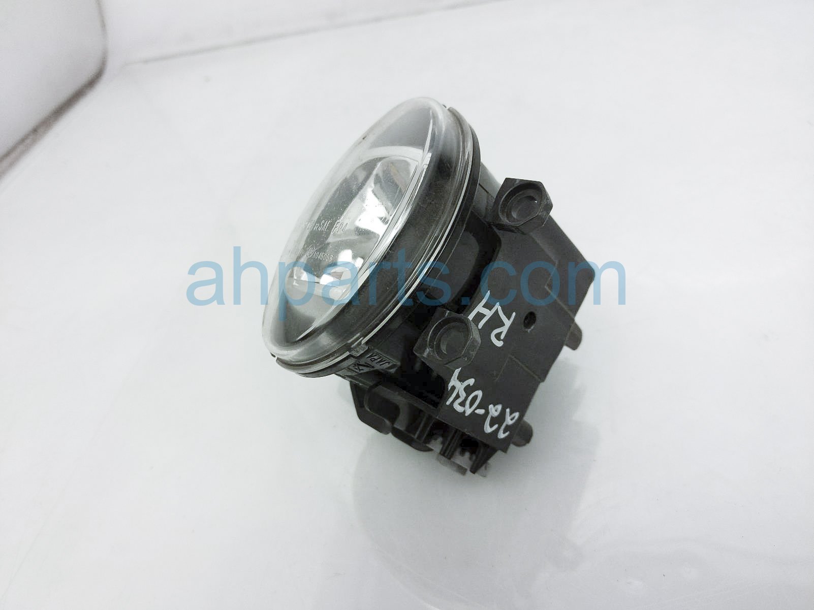 Sold 2017 Lexus Rx350 Passenger Fog Lamp / Light 81210-0E050,