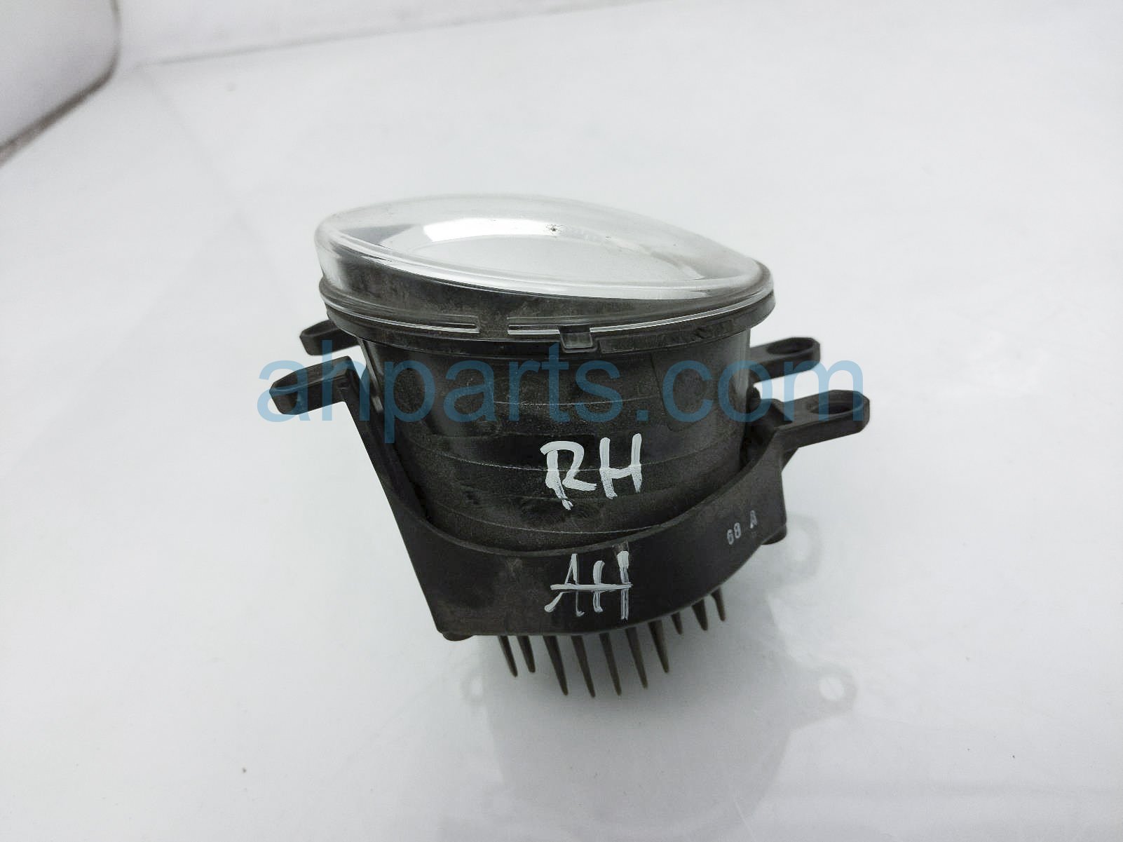 Sold 2017 Lexus Rx350 Passenger Fog Lamp / Light 81210-0E050,