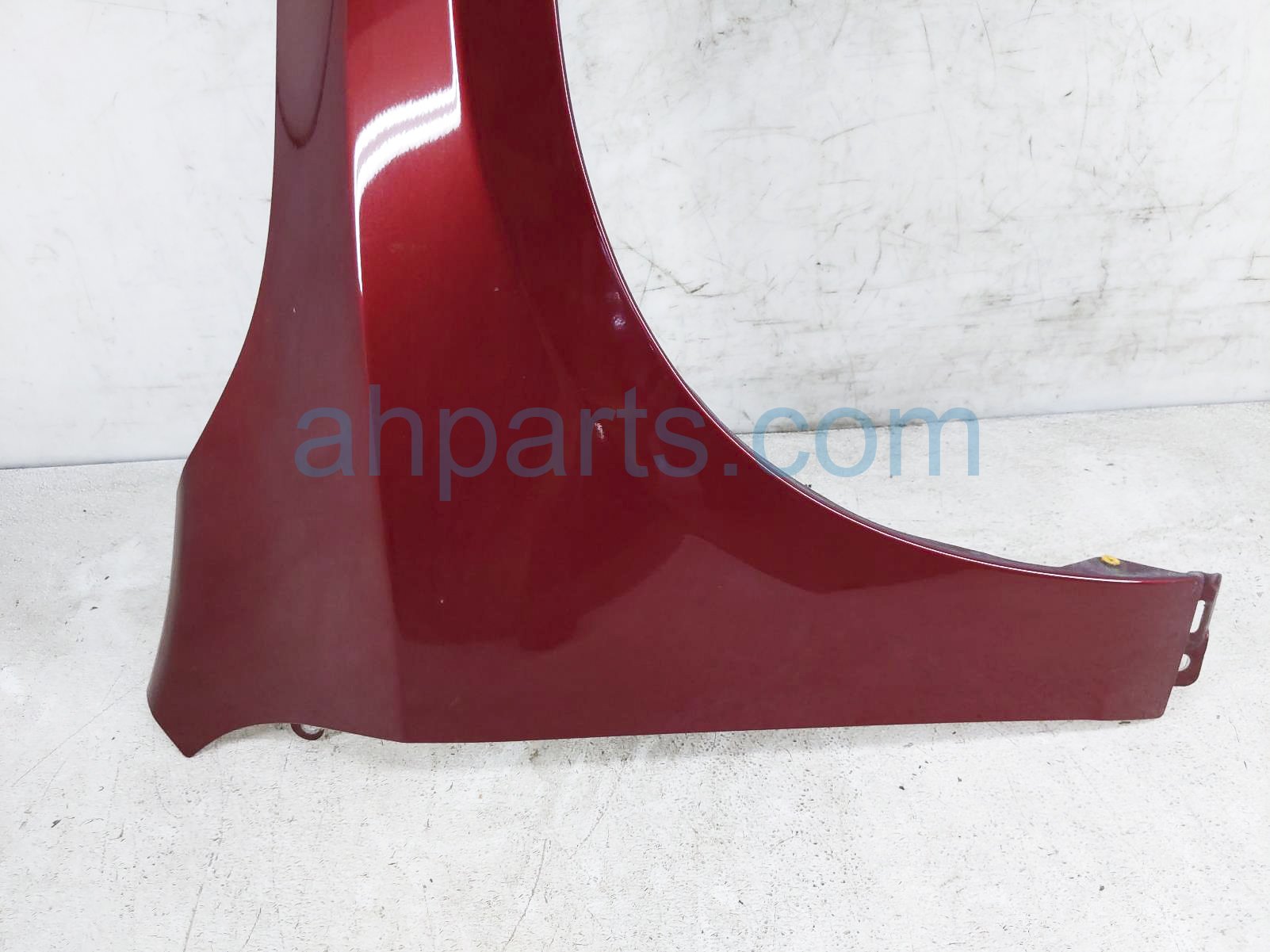 Sold 2012 Volvo S60 Front Passenger Fender - Red (702) 31352074
