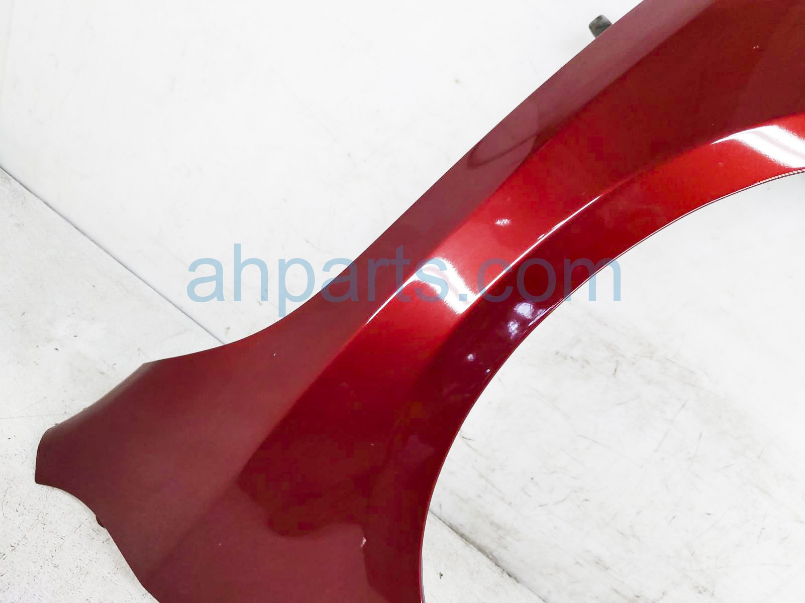 Sold 2012 Volvo S60 Front Passenger Fender - Red (702) 31352074