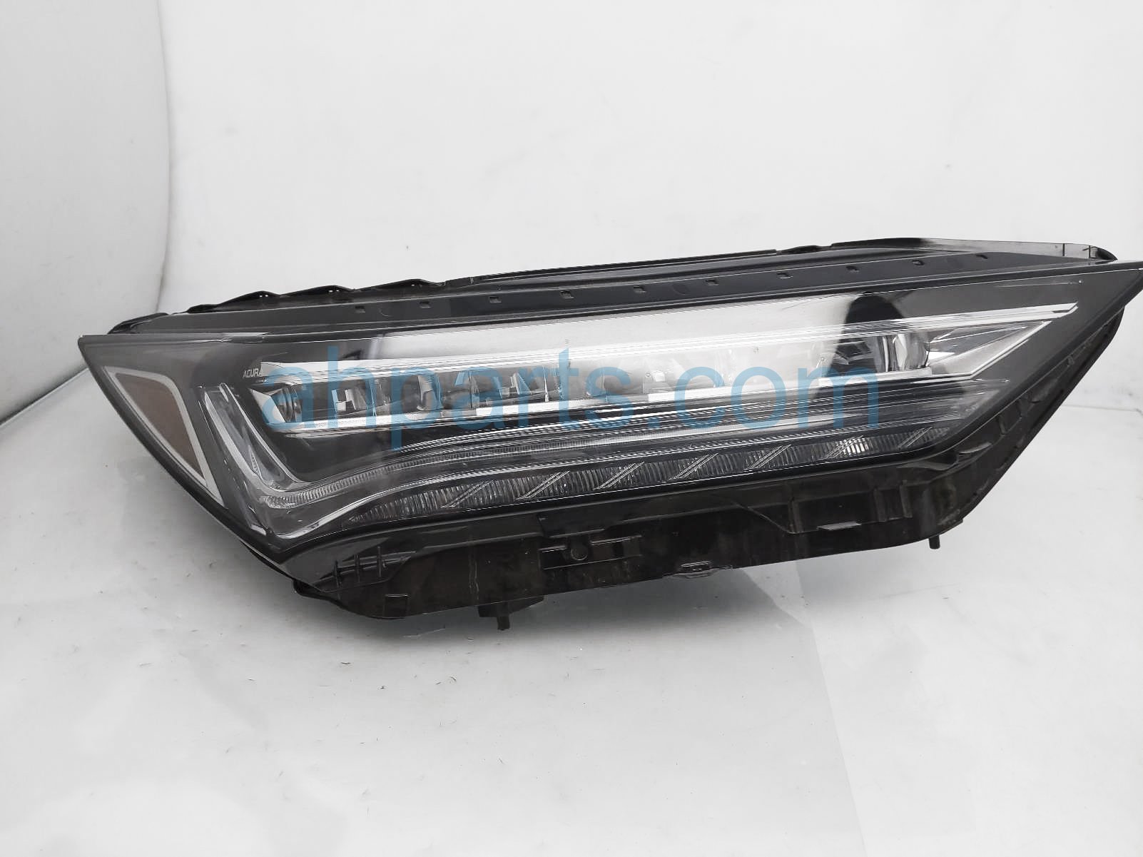 Sold 2022 Acura MDX Headlight Passenger Headlamp / Light - Tech 33100 ...
