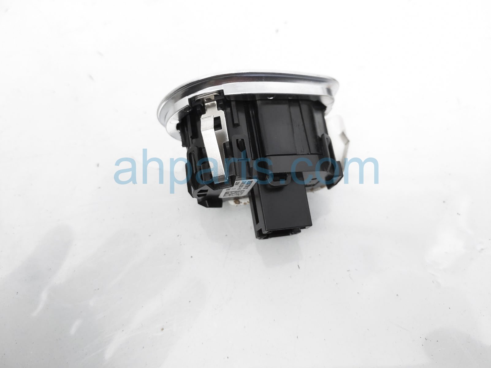 Sold 2014 BMW 320i Column Start / Stop Ignition Switch Assy 61-31-9-250 ...