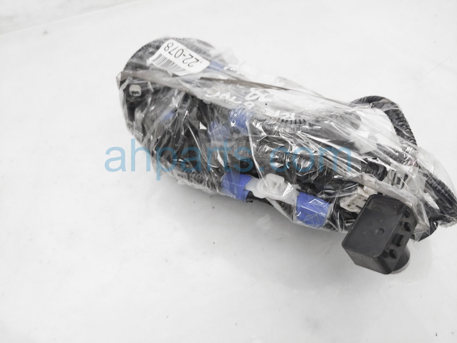 Sold 2021 Toyota Venza Rear Parking Sensors W/ Harness 82182-48290,