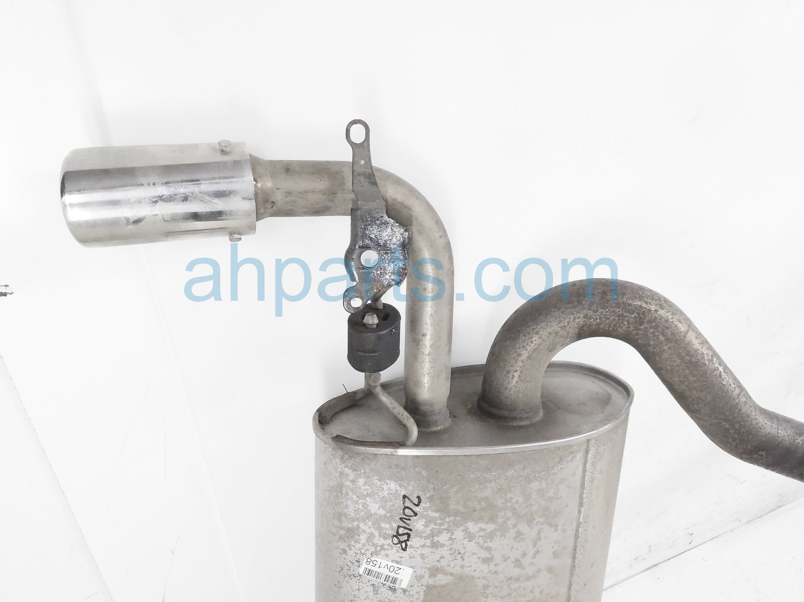 Sold 2011 Volvo Xc60 Center & Rear Exhaust Muffler Assy 31338366,