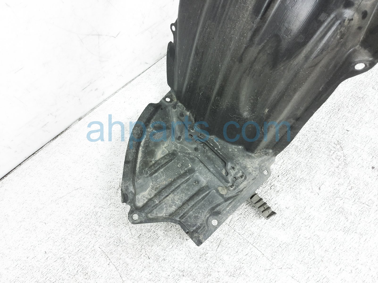 2019 Toyota C-HR Front Passenger Inner Fender Liner 53875-10080,