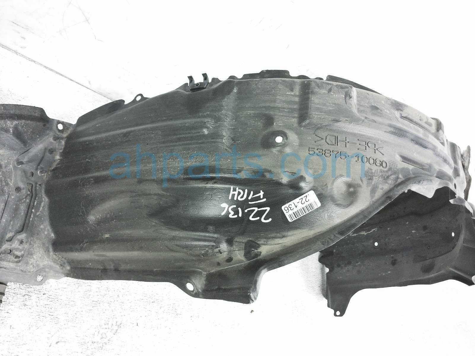 2019 Toyota C-HR Front Passenger Inner Fender Liner 53875-10080,