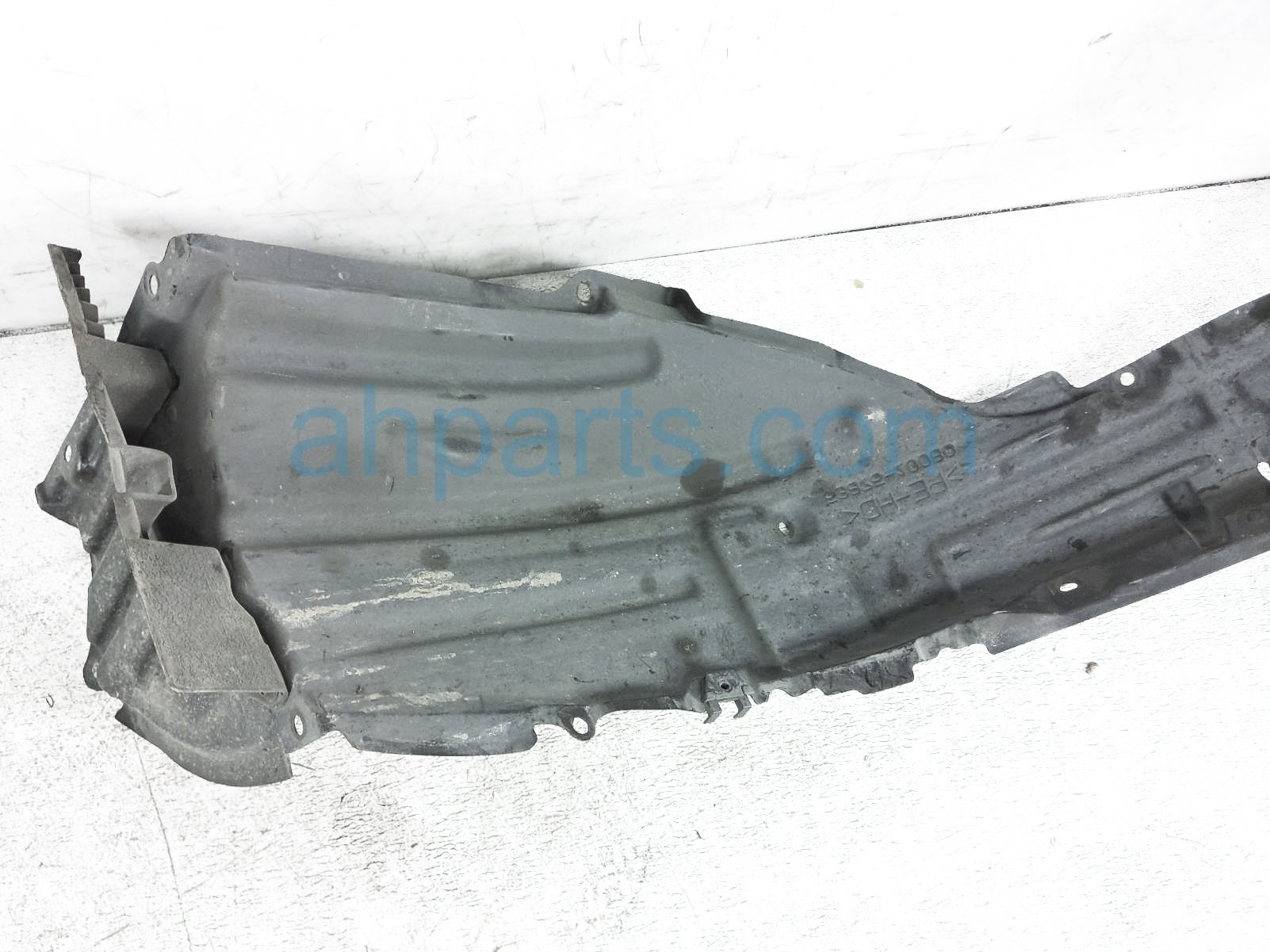 Sold 2019 Toyota C-HR Front Passenger Inner Fender Liner 53875-10080,