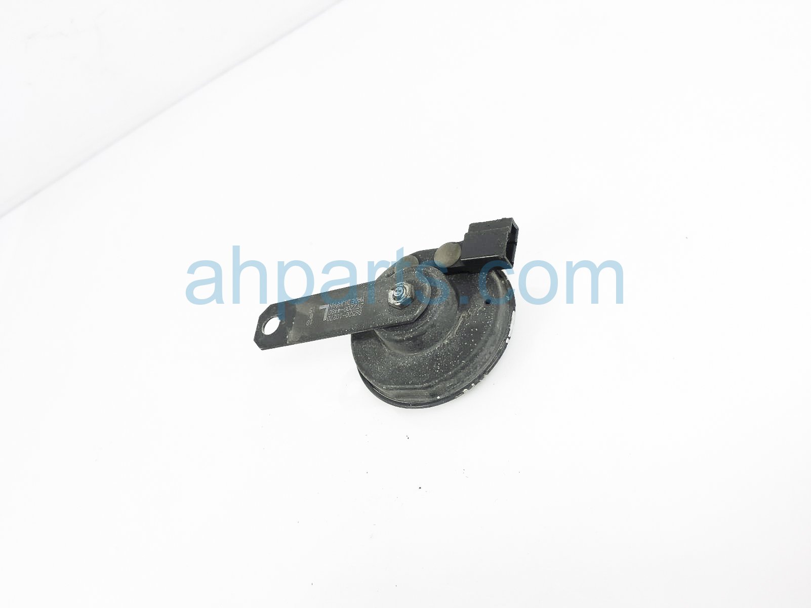 Sold 2019 Toyota C-HR Low Note Horn Assy 86520-10270,