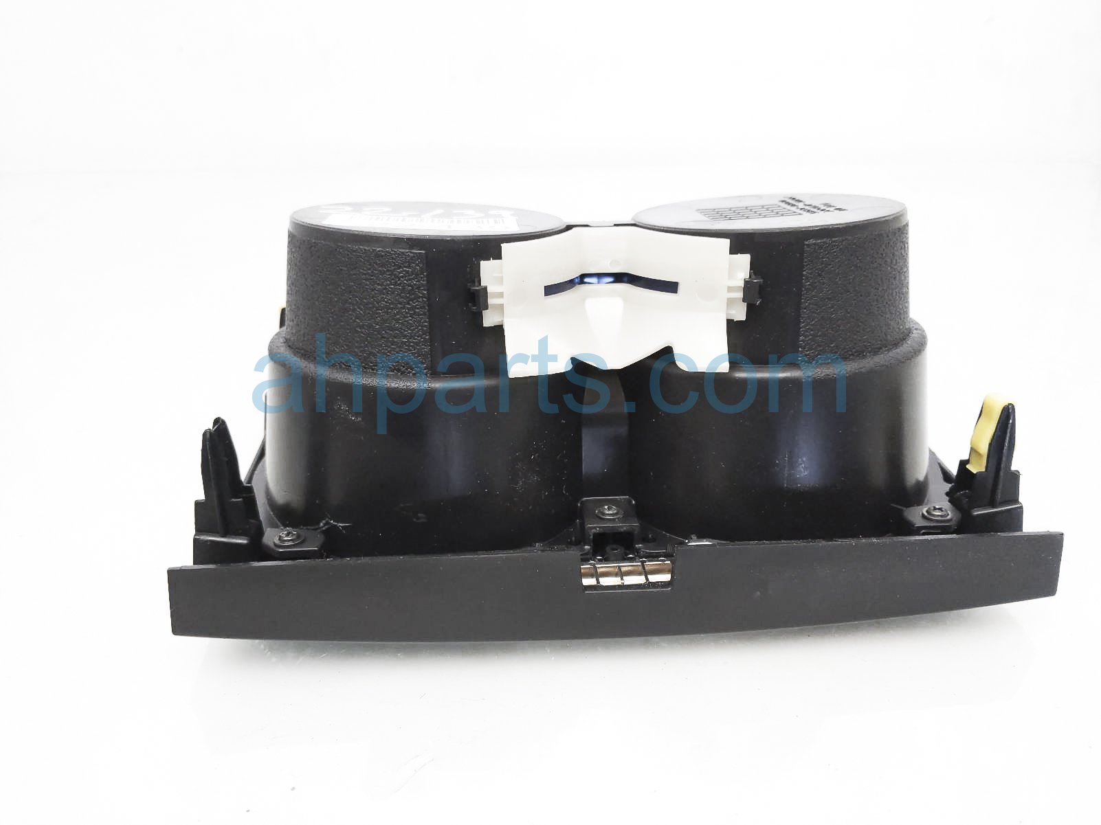 Sold 2017 Toyota Sienna Cup Holder Assembly 58803-08050,