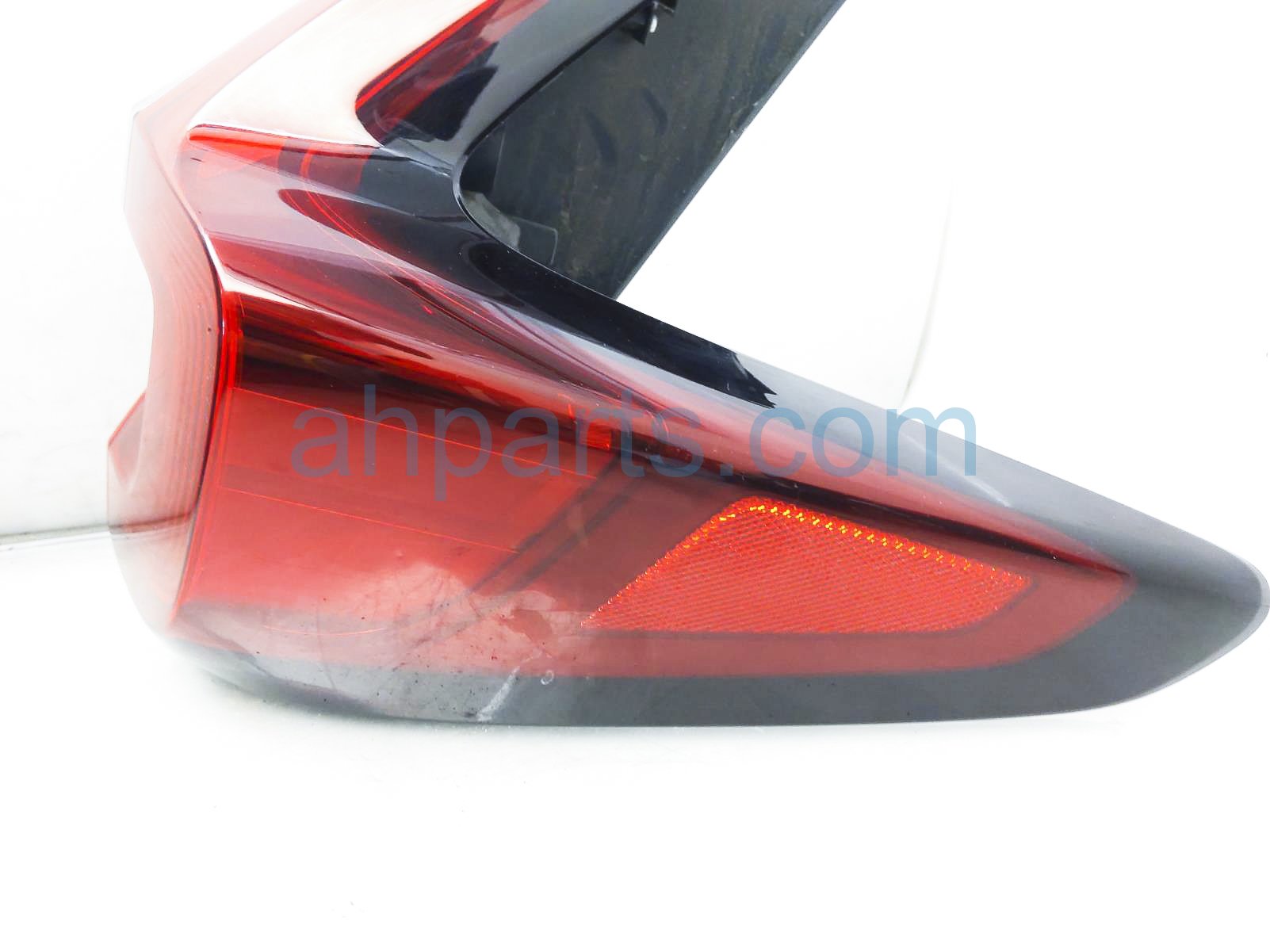 Sold 2020 Honda CR-V Light / Rear Passenger Tail Lamp (on Body) 33500 ...