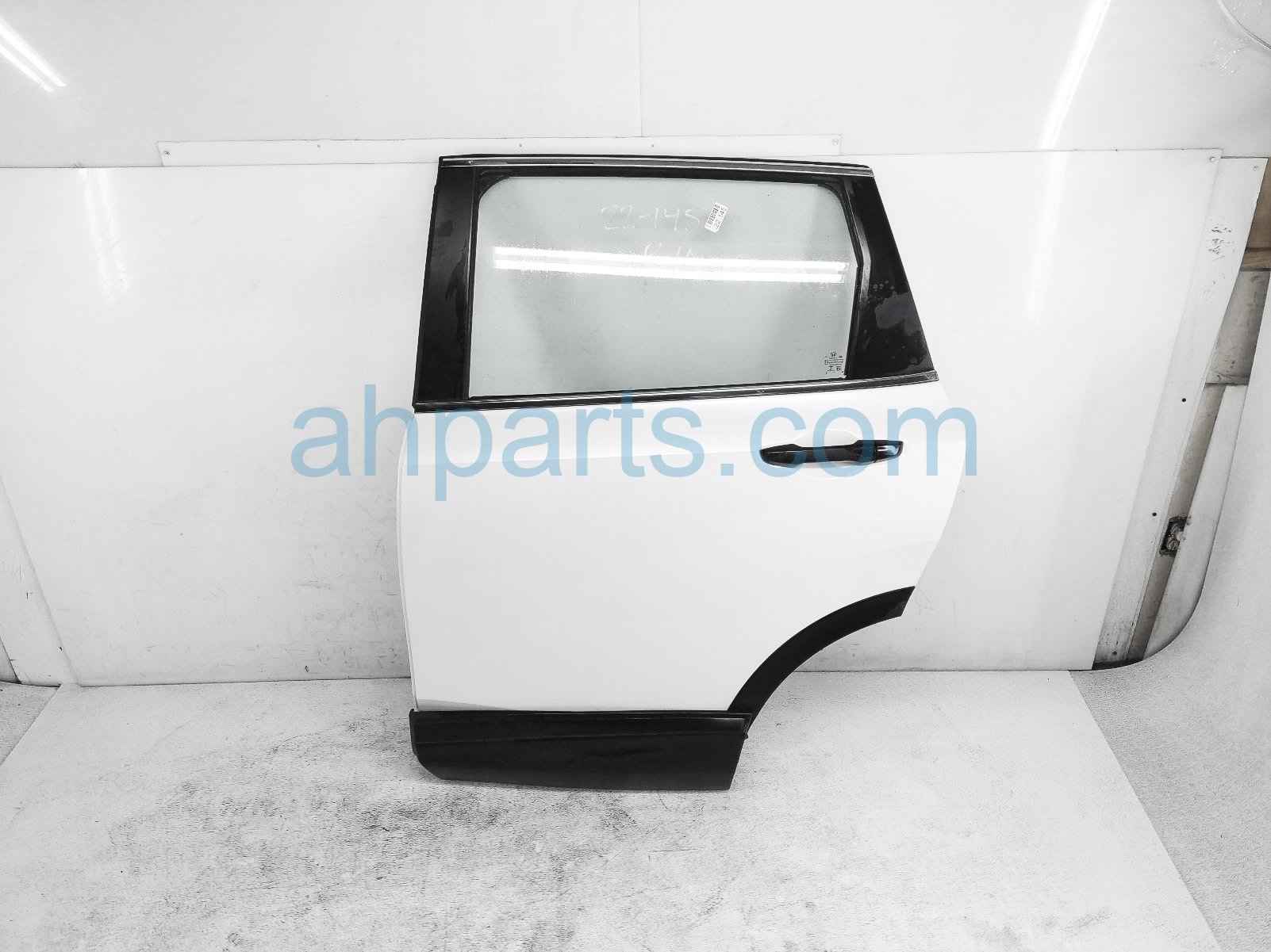 2017 Honda CR-V Rear Driver Door - White - No Inside Trim 67550-TLA-A00ZZ,