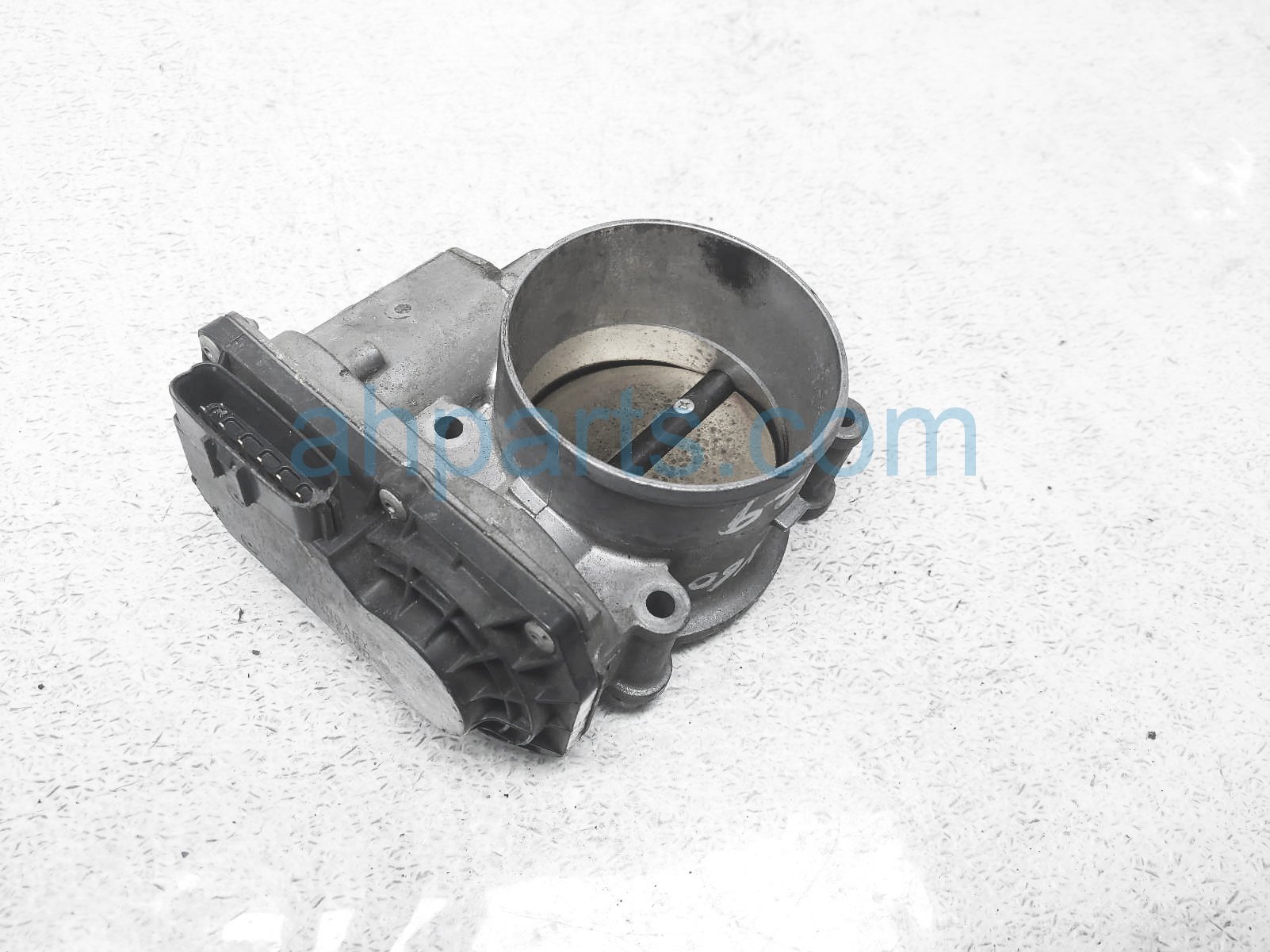 Sold 2011 Volvo Xc60 Throttle Body 31216328