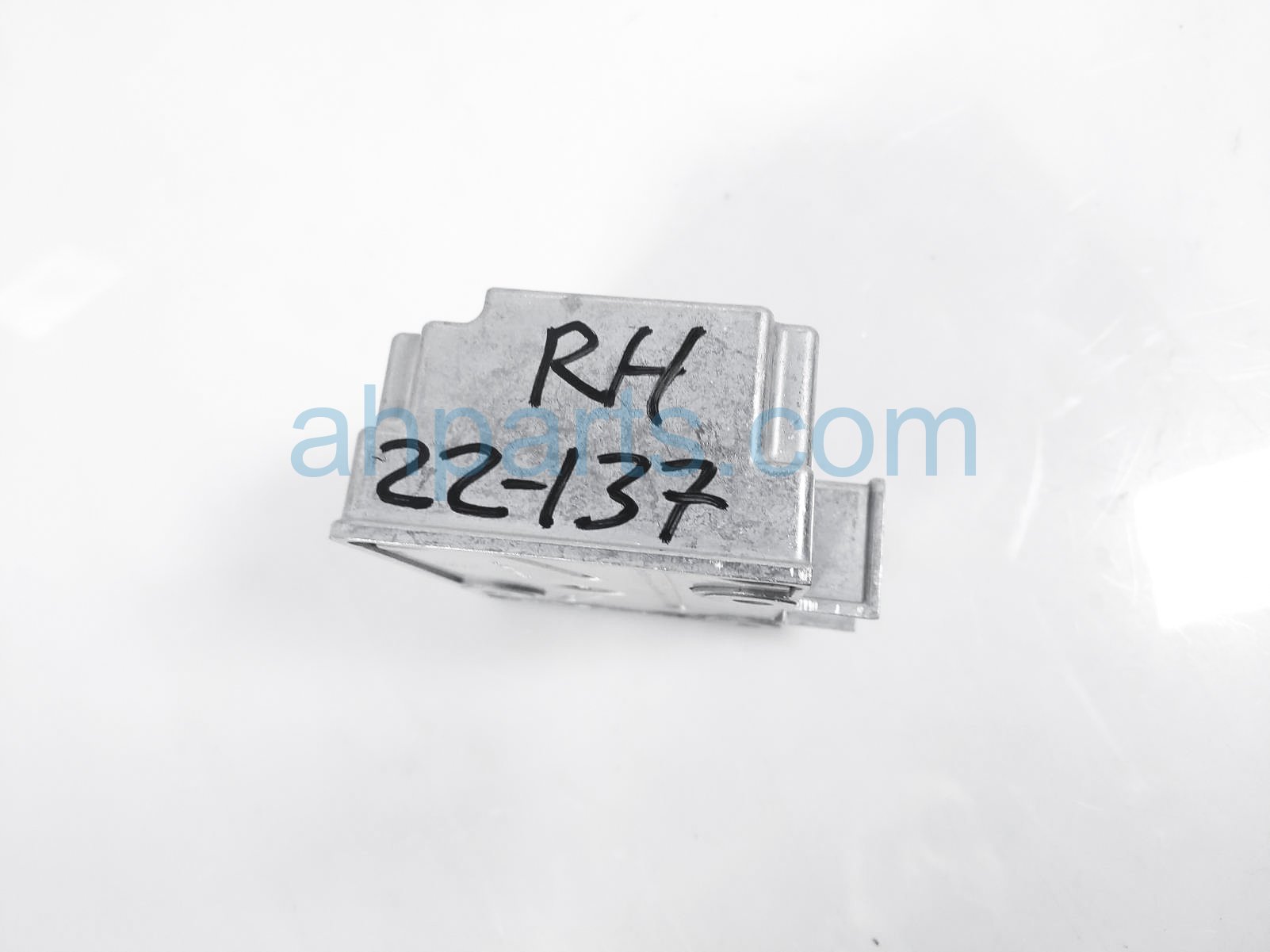 Sold 2015 BMW Mini Cooper Yaw Rate Sensor - 1.6l 65-77-9-264-926,