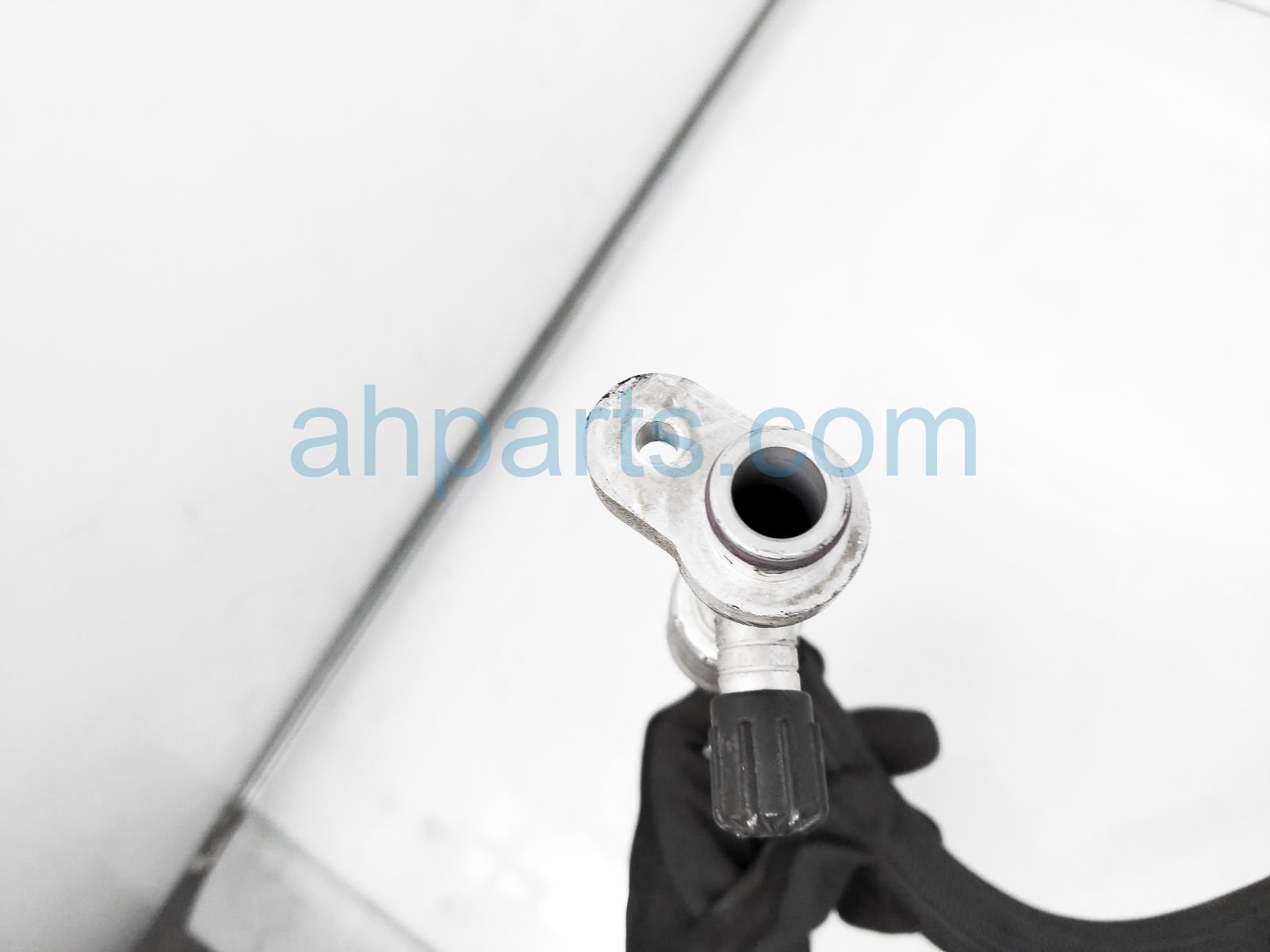 Sold 2012 Mercedes E350 Ac Pipe Line A/c Suction Hose - 3.5l 204-830-64-15,