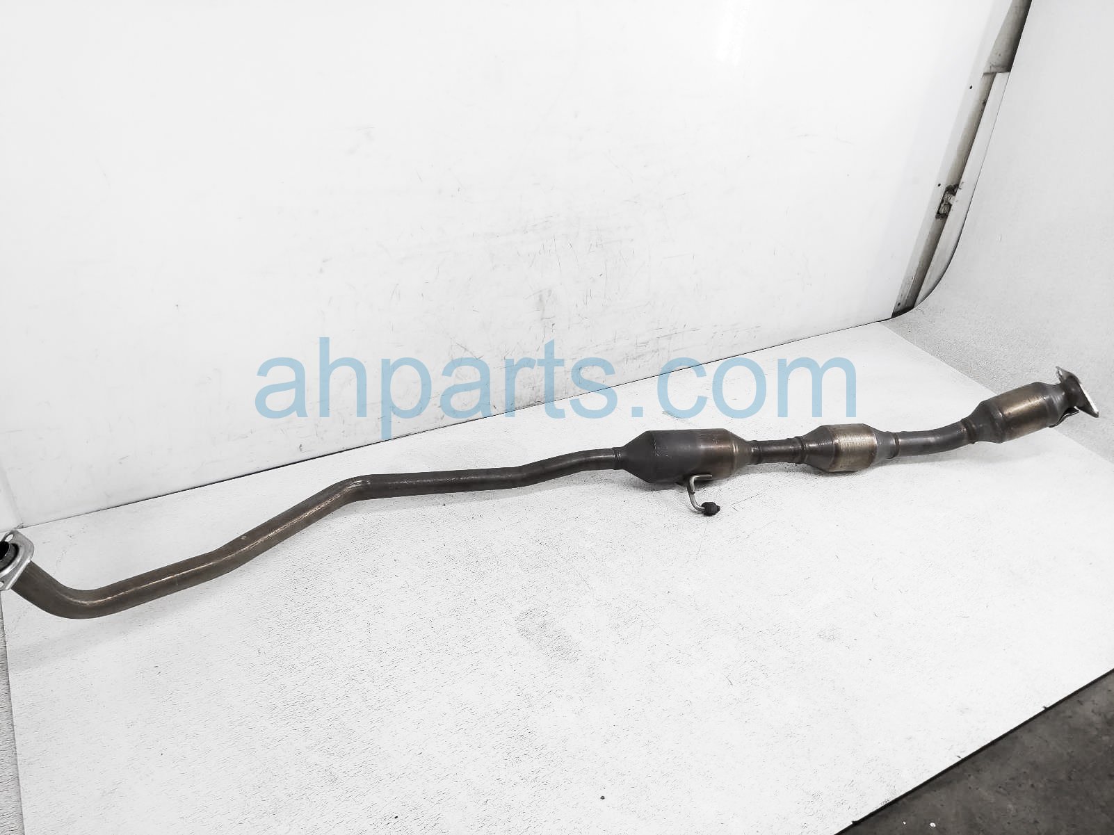 Sold 2015 Toyota Corolla Catalytic Exhaust Pipe & Converter 17410-0T551,