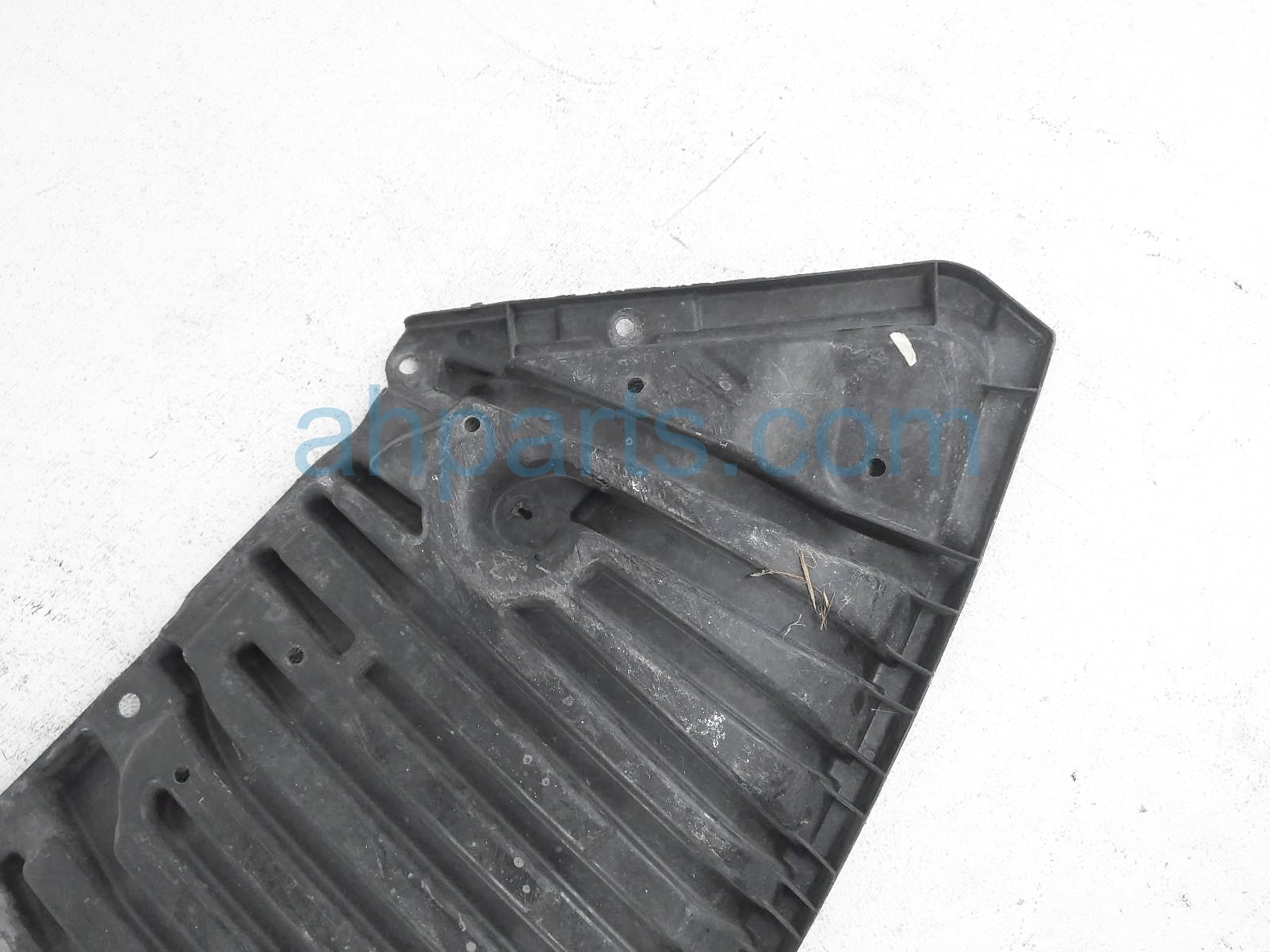 Sold 2012 Mercedes E350 Front Lower Bumper Skid Plate 207-524-09-30,