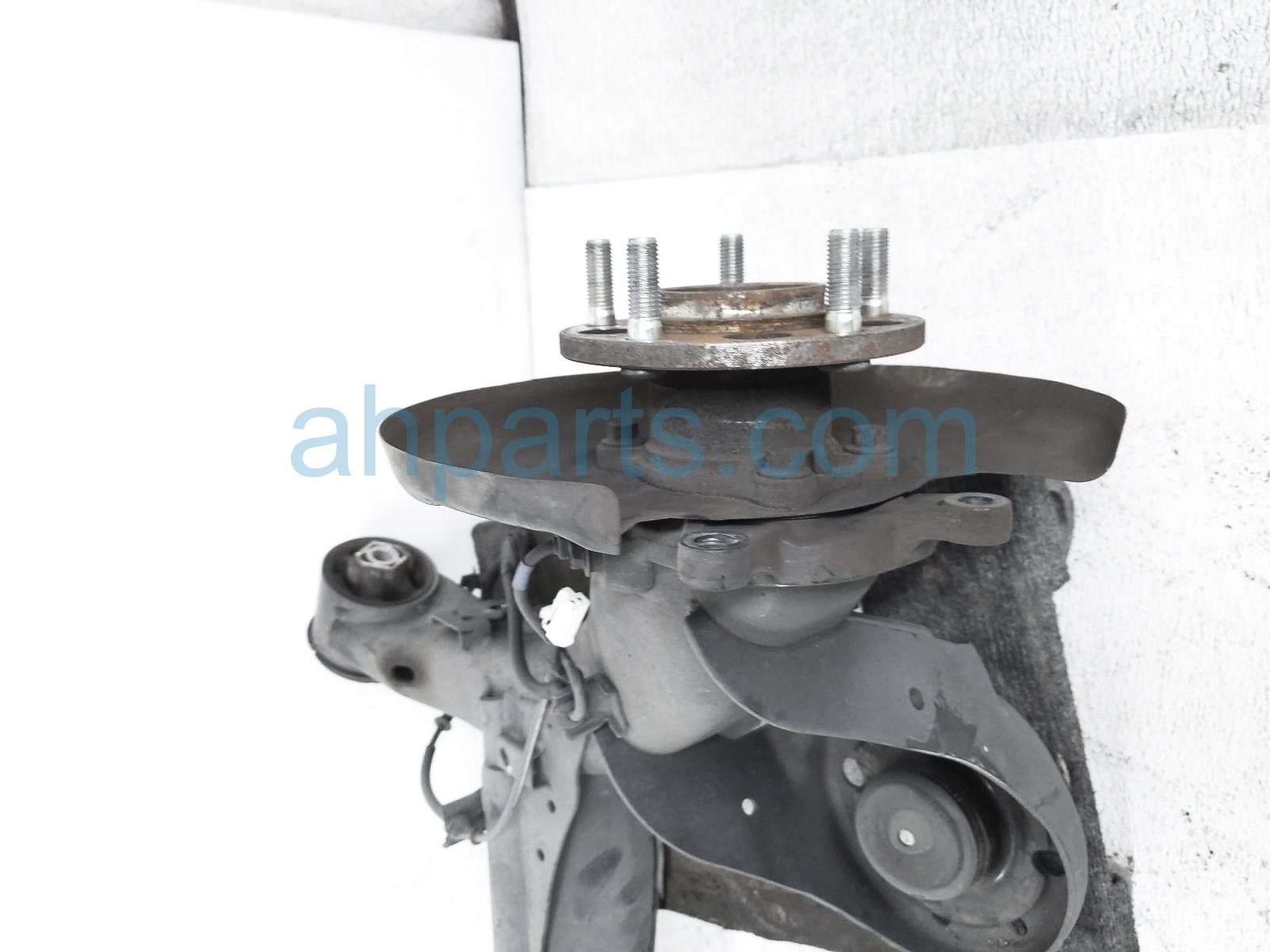 Sold 2014 Hyundai Veloster Rear Axle Torsion Beam 55100-2V501,