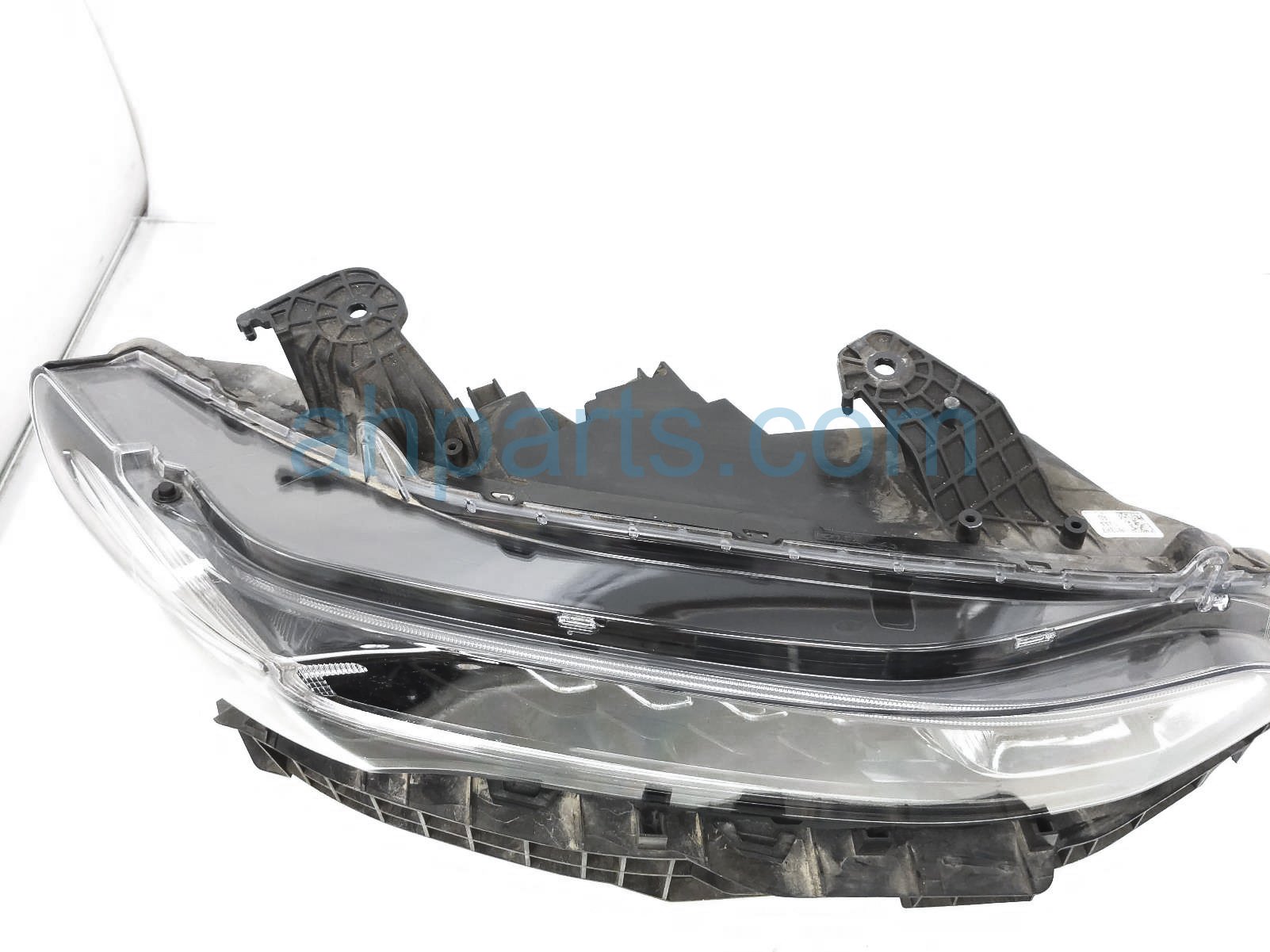 Sold 2019 Honda Accord Headlight Passenger Headlamp / Light 33100-TVA-A01,