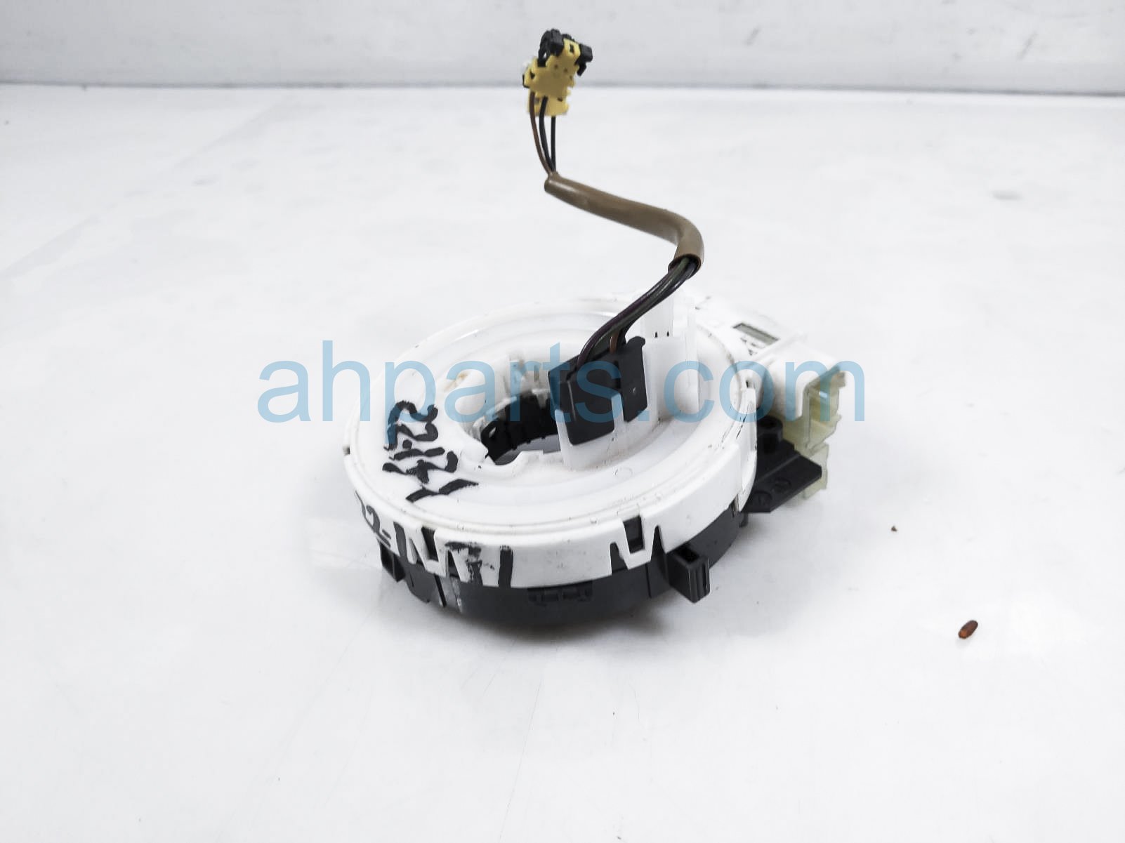 Sold 2016 Ford Fiesta Clockspring Reel Assy - St 1.6l D2BZ-14A664-A,