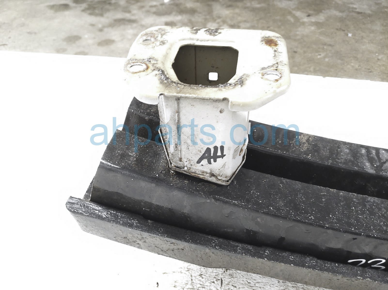 Sold 2015 Honda Civic Beam Rear Bumper Reinforcement Bar 71570-TR3-A50,