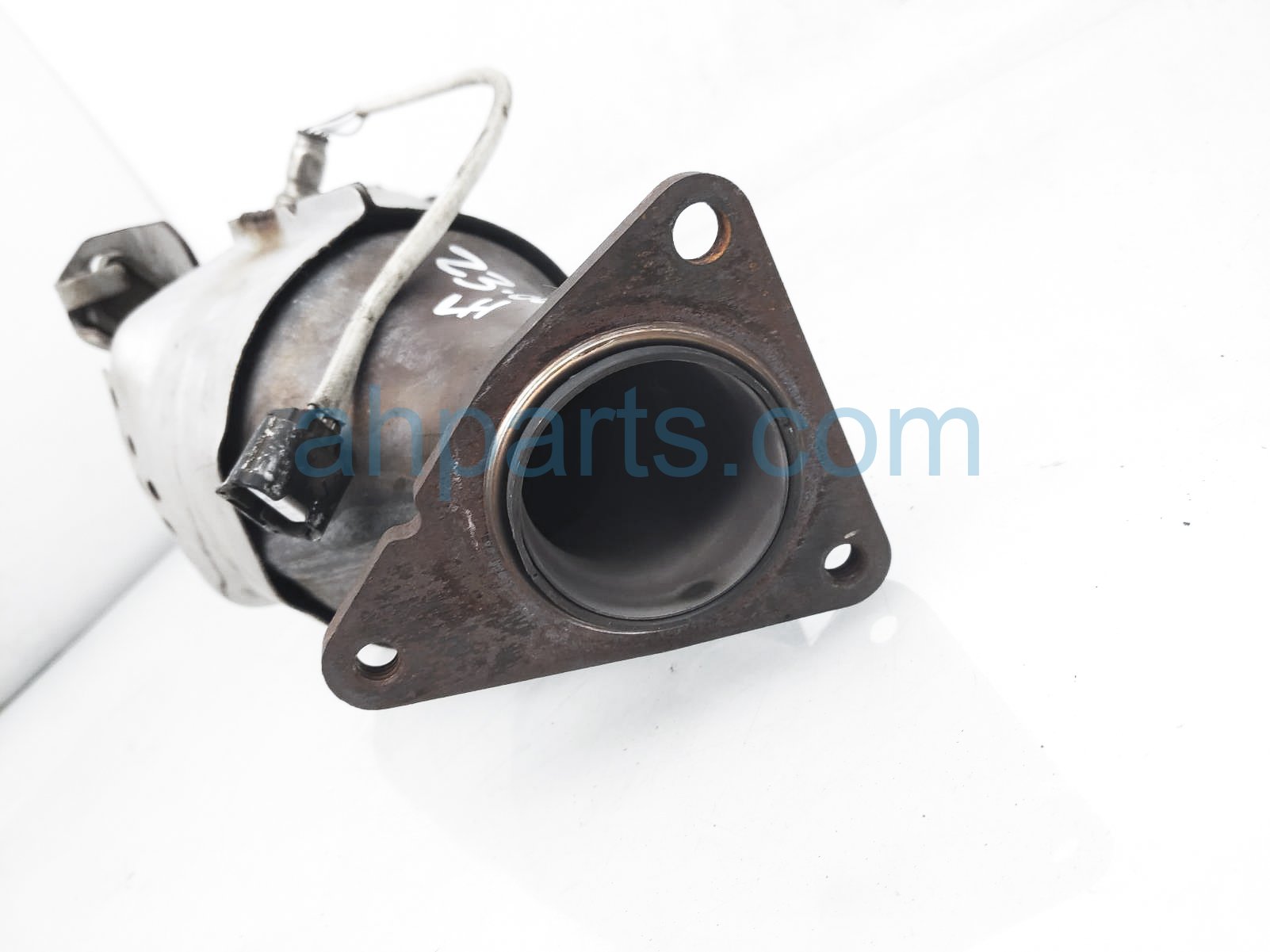 Sold 2016 Nissan 370z Catalytic Driver Exhaust Converter + Oxygen ...