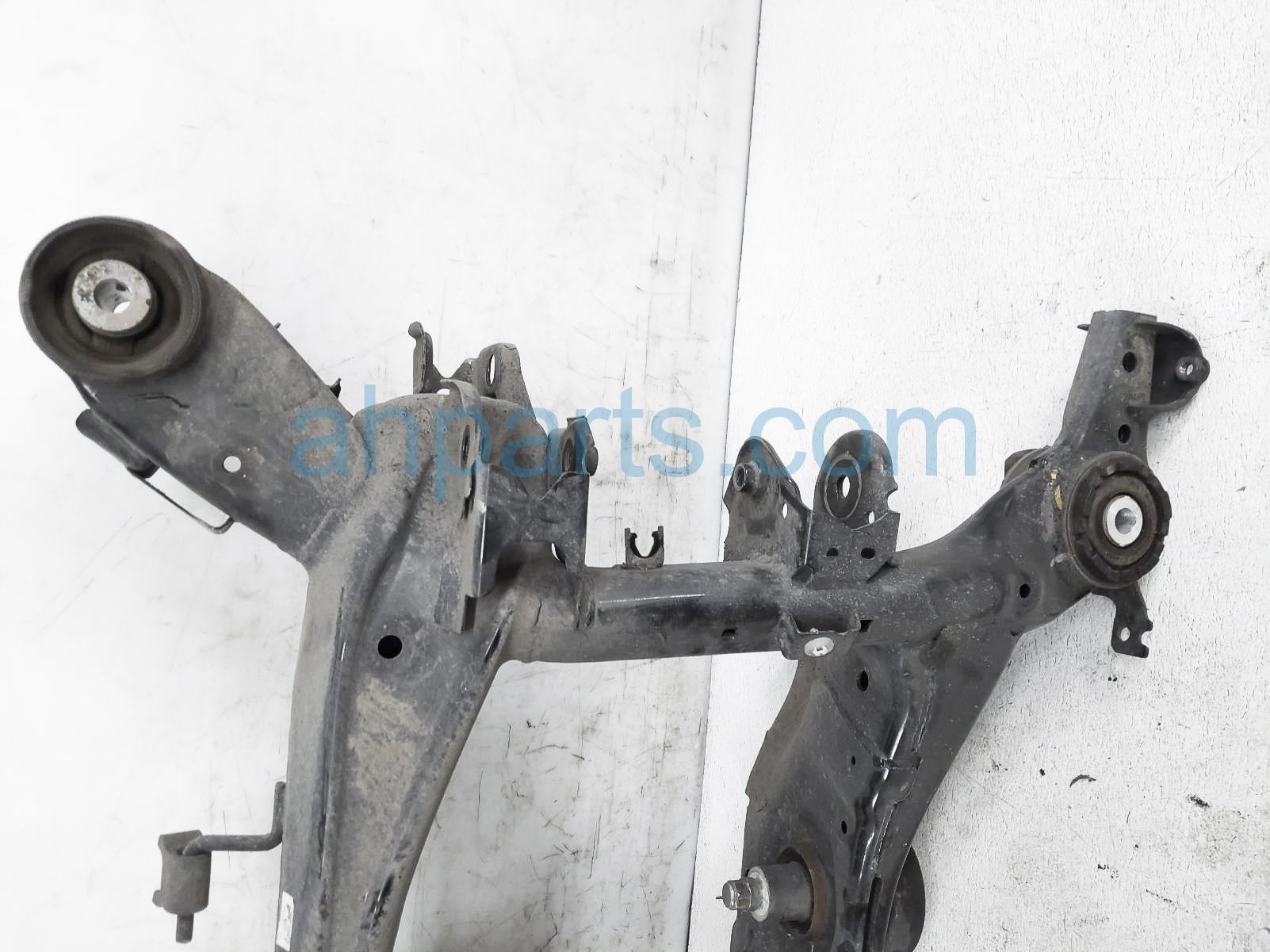 Sold 2017 Honda Ridgeline Crossmember Rear Sub Frame / Cradle 50300-T6Z ...