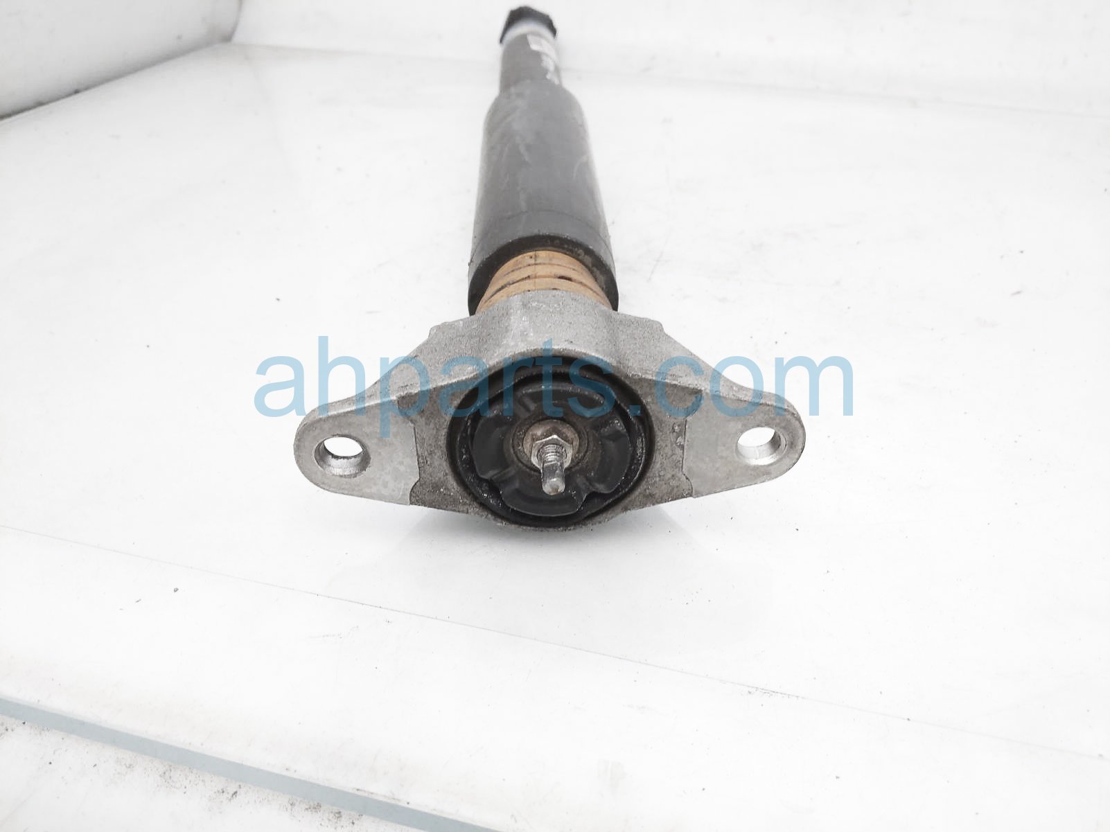 Sold 2016 Mazda 6 Strut / Spring / Rear Passenger Shock Absorber GMN4 ...