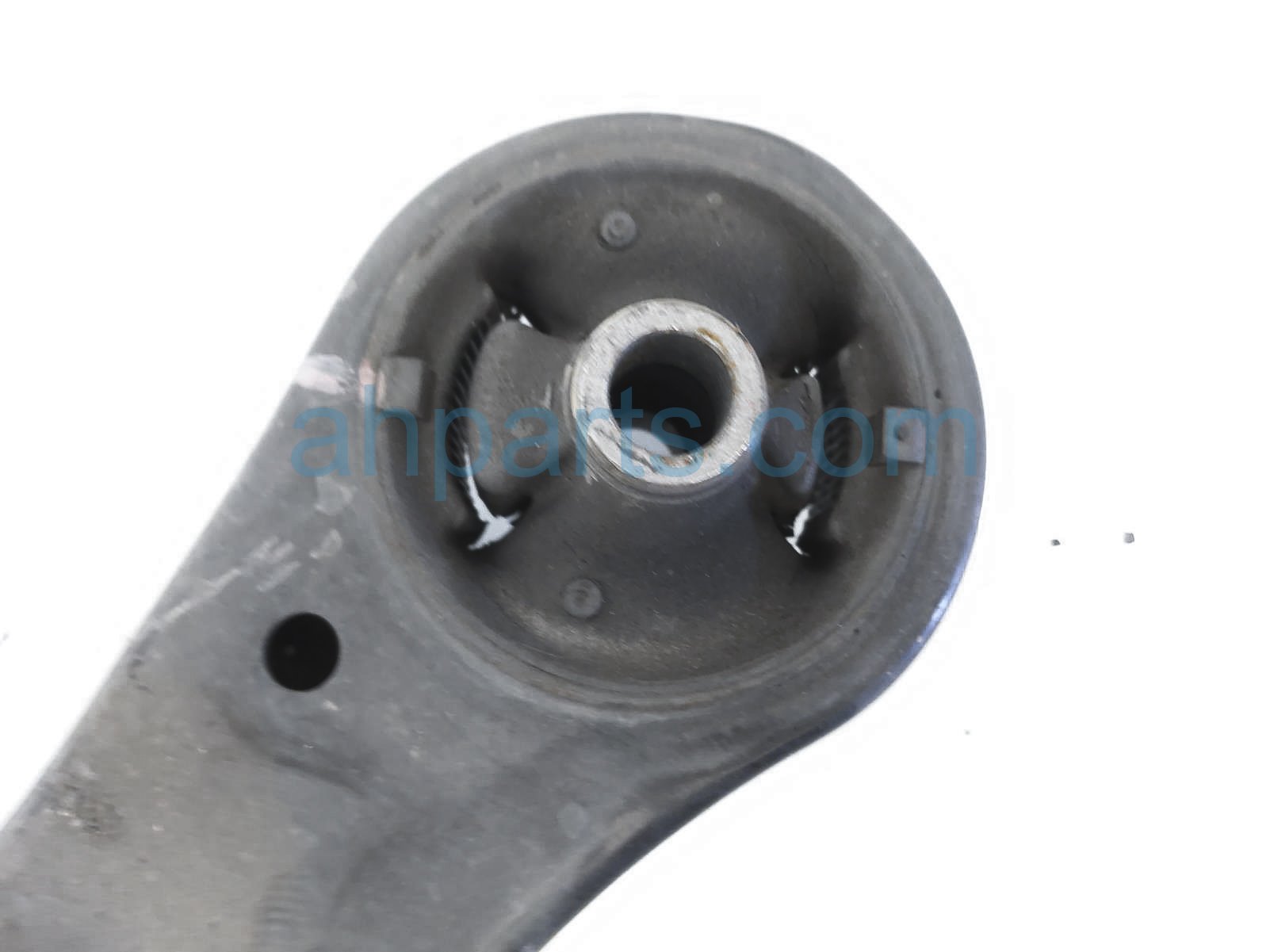 Sold 2017 Toyota Corolla Front Passenger Lower Control Arm 48068-02301,