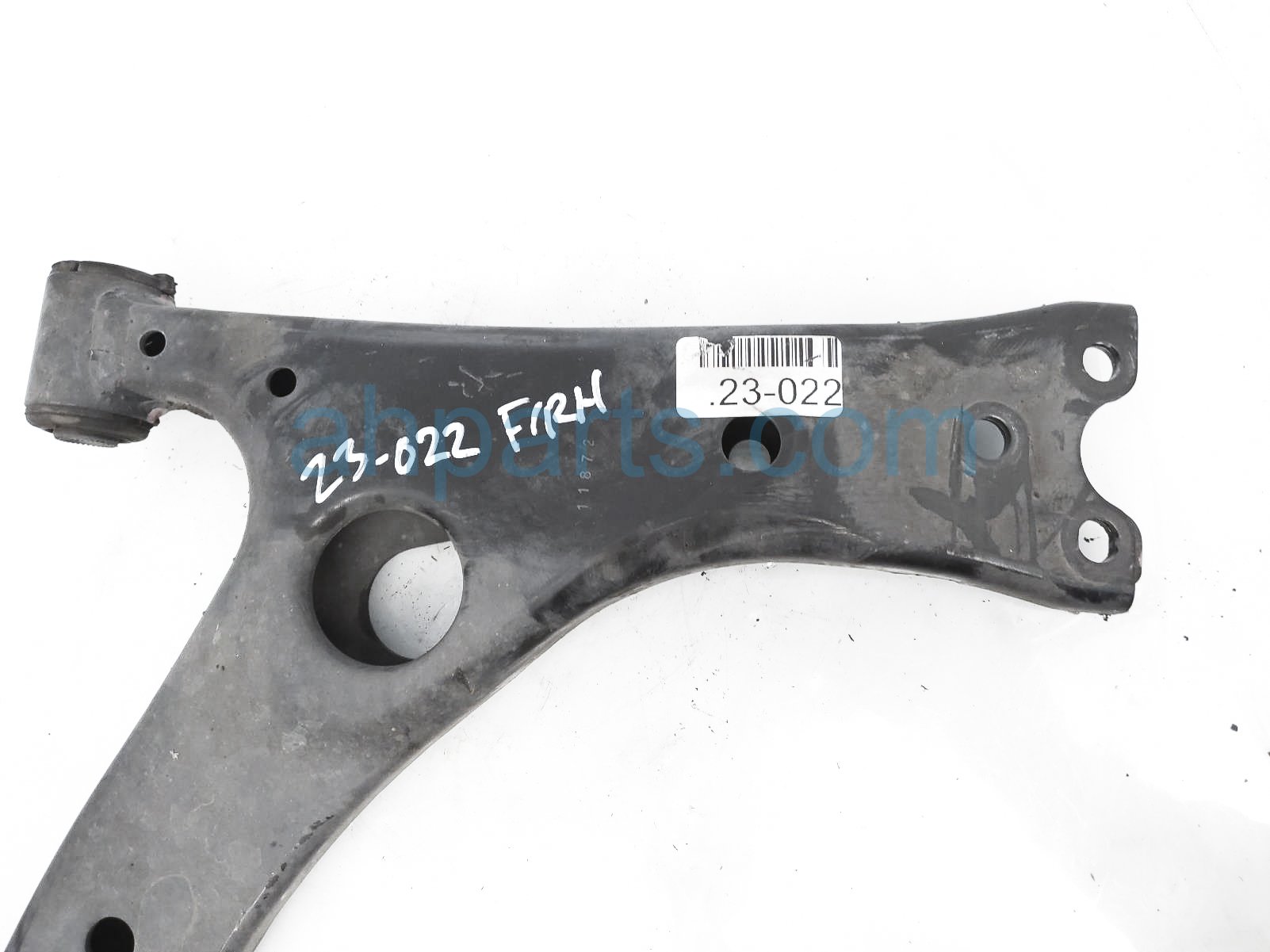 Sold 2017 Toyota Corolla Front Passenger Lower Control Arm 48068-02301,