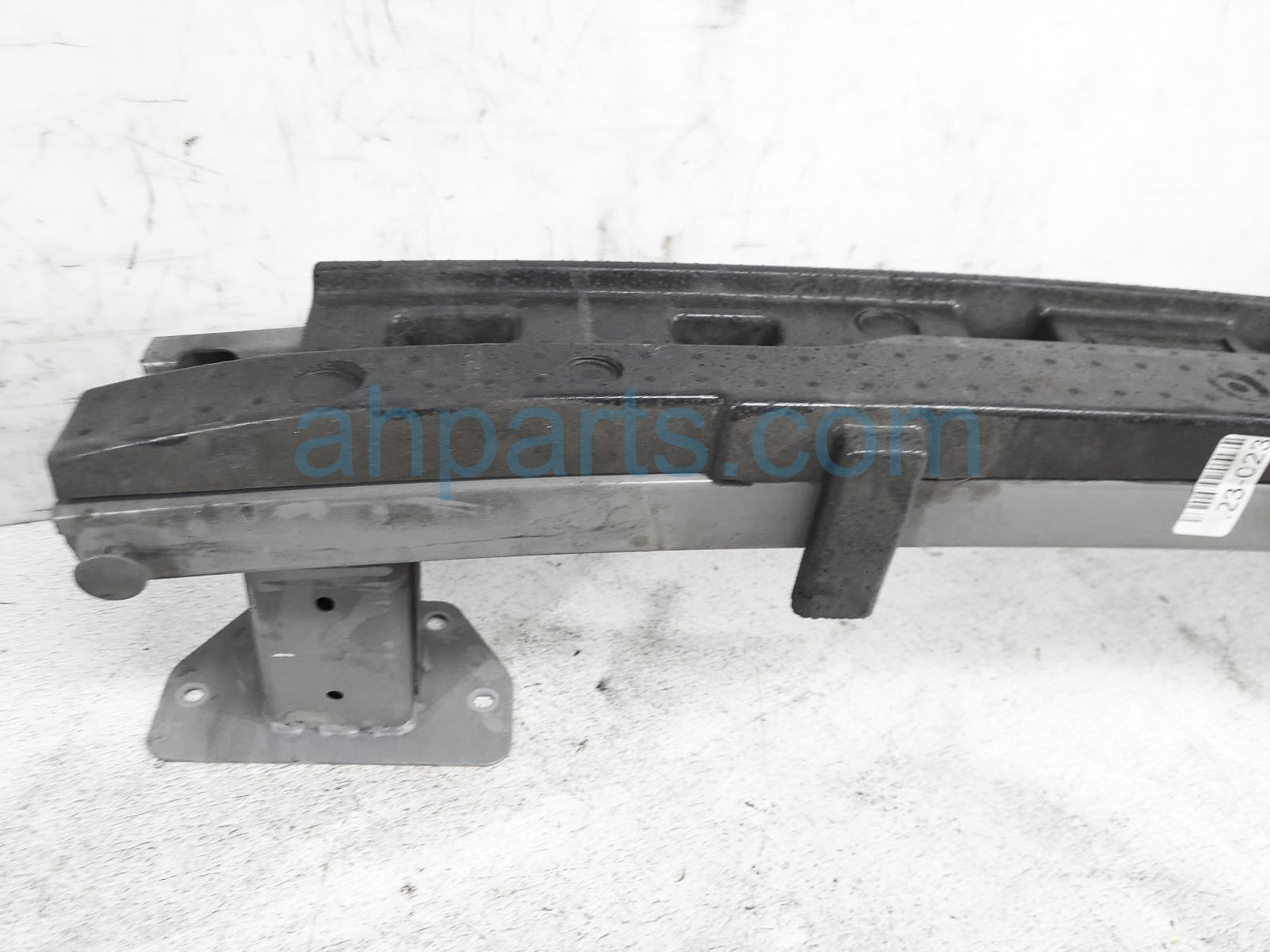 Sold 2020 Nissan Sentra Beam Rear Bumper Reinforcement Bar H5030-6LBMA,