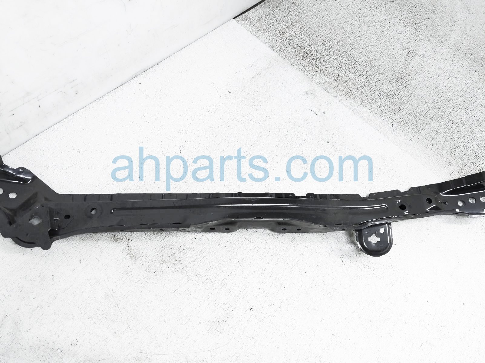 Sold 2020 Nissan Sentra Core Radiator Support Upper Tie Bar- 2.0l F2511 ...