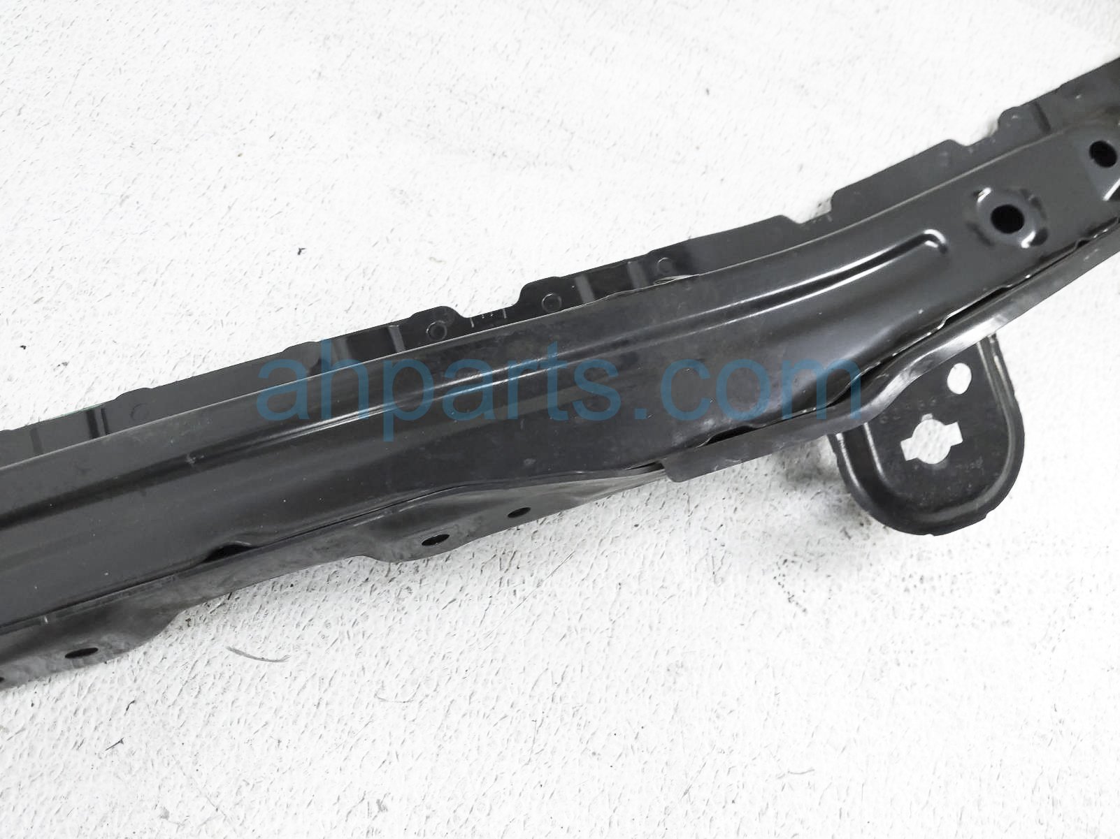 Sold 2020 Nissan Sentra Core Radiator Support Upper Tie Bar- 2.0l F2511 ...