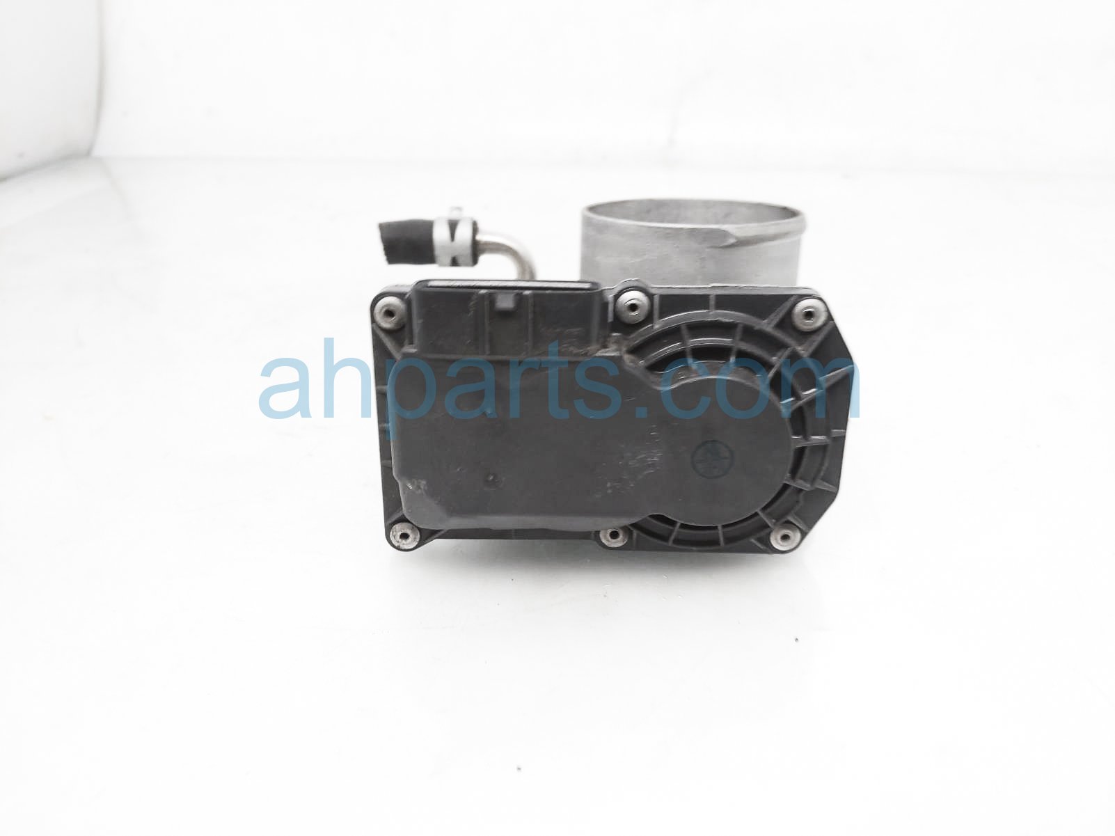 Sold 2020 Toyota Corolla Throttle Body 22030-0T130,