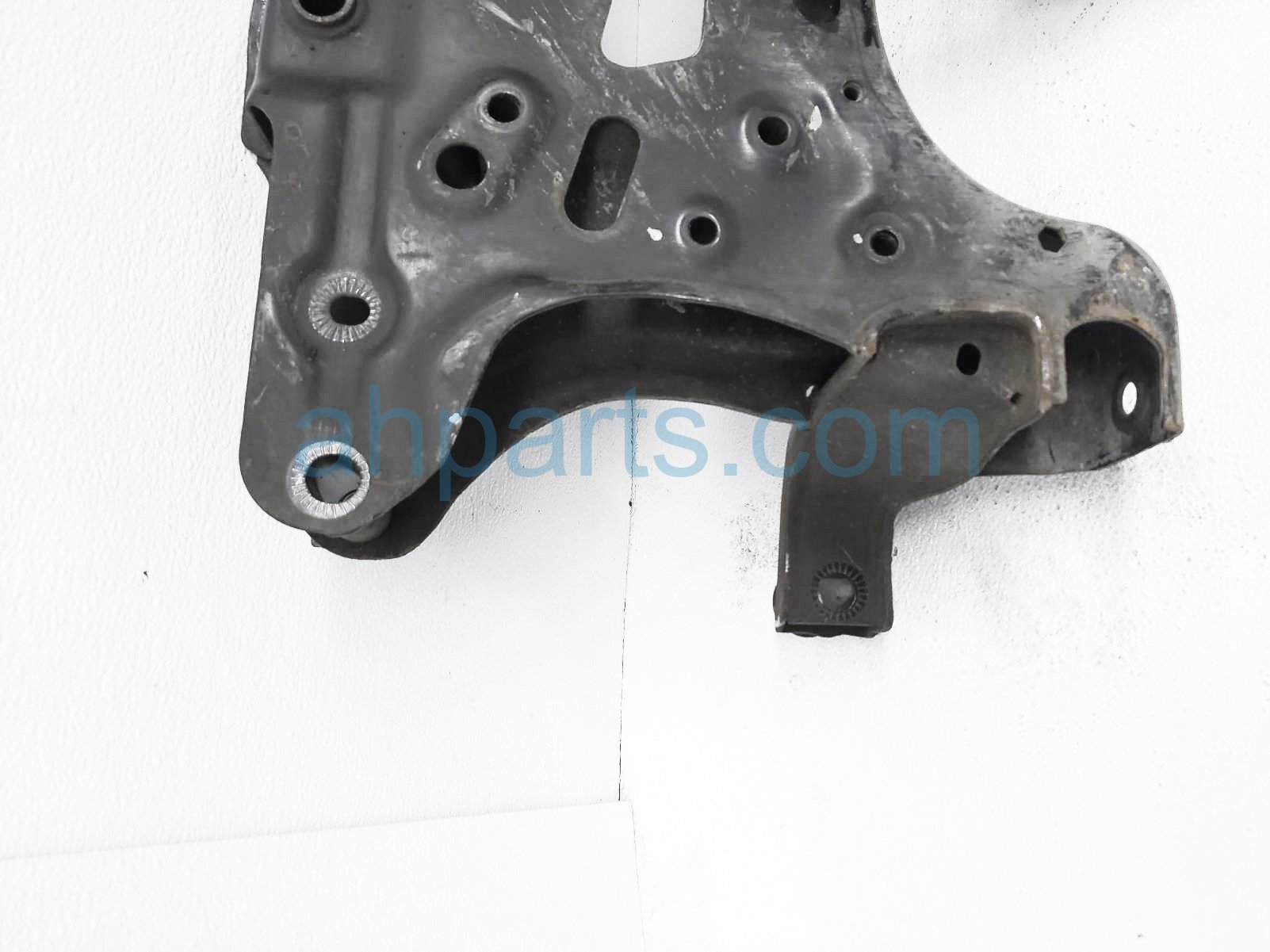 Sold 2015 Volkswagen Jetta Crossmember Front Sub Frame / Cradle 5C0-199 ...