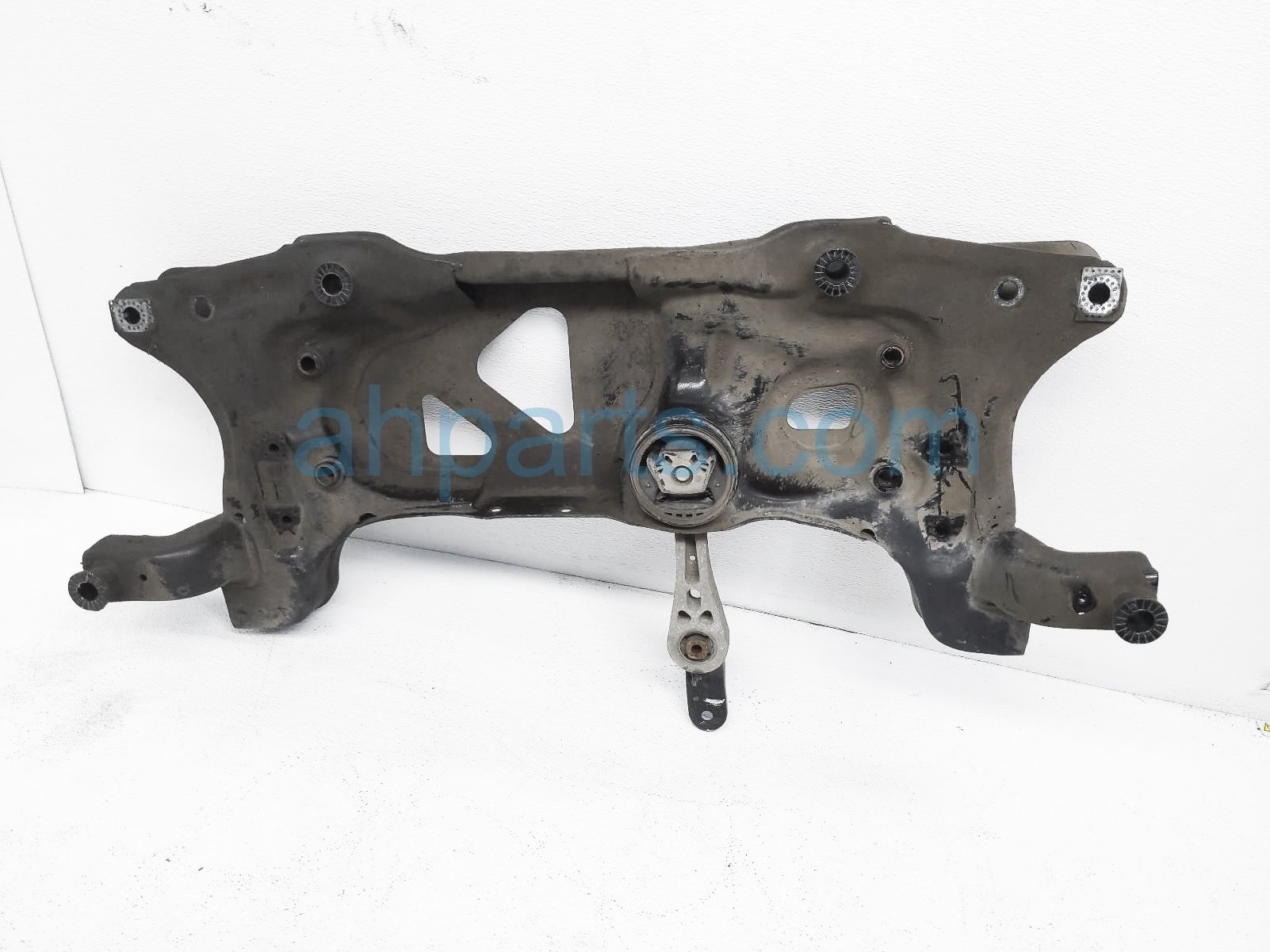 Sold 2015 Volkswagen Jetta Crossmember Front Sub Frame / Cradle 5C0-199 ...