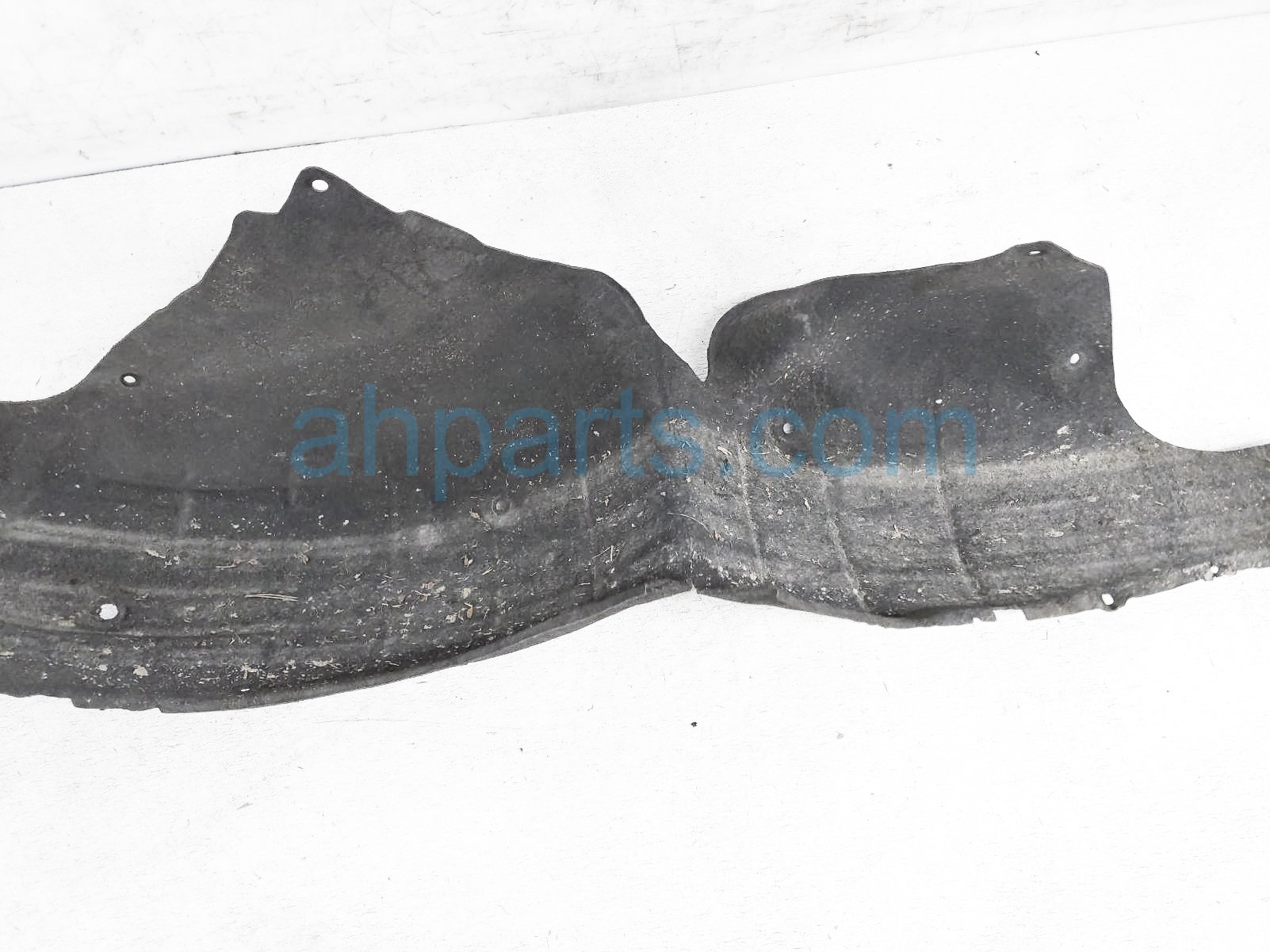 2019 Honda Insight Rear Passenger Inner Fender Liner 74552-TXM-A00,