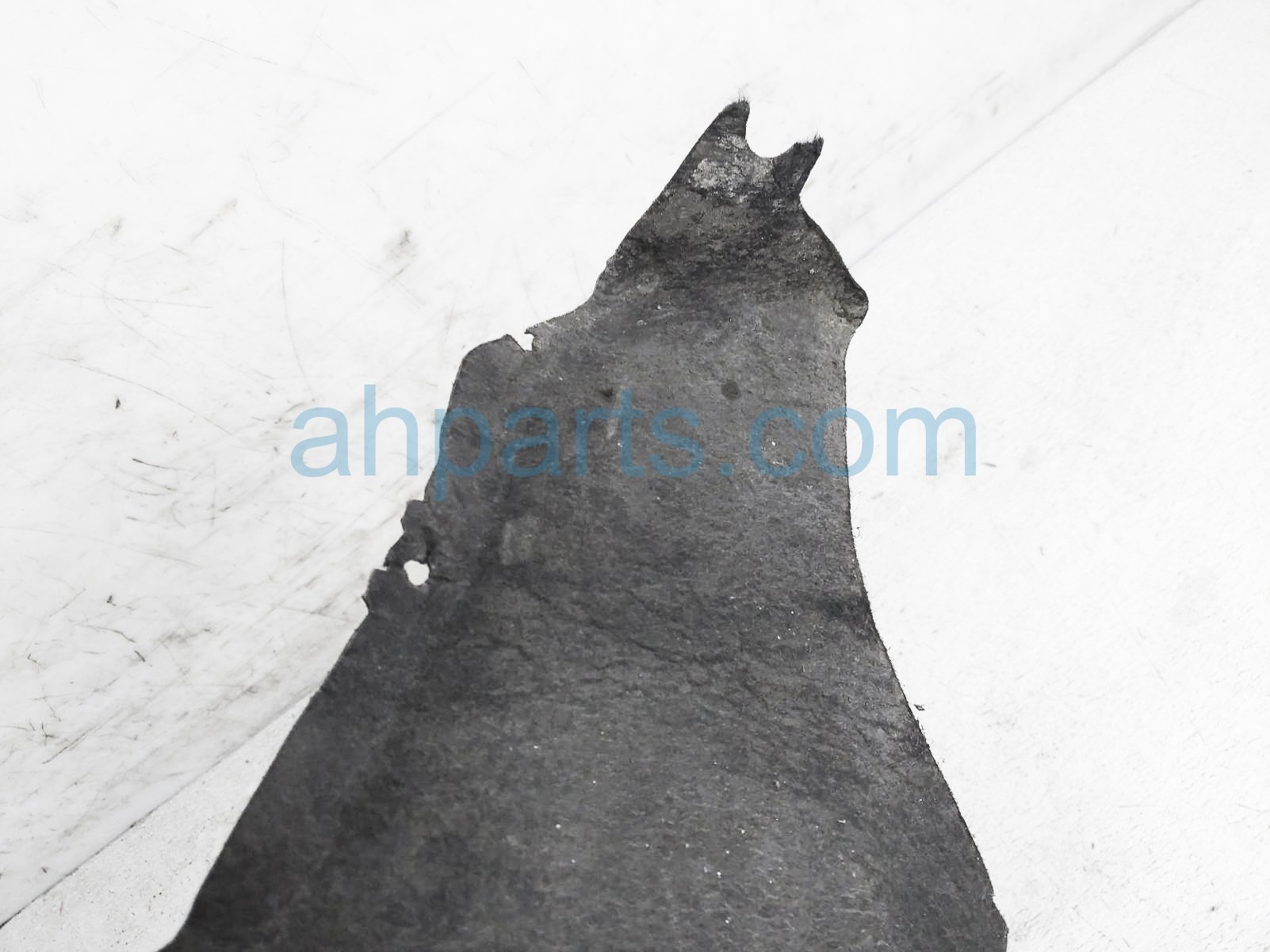 2019 Honda Insight Rear Passenger Inner Fender Liner 74552-TXM-A00,