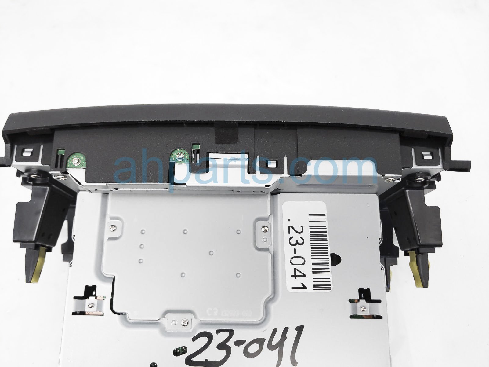 Sold 2017 Toyota Rav 4 Radio Receiver & Display Screen 86140-0R170,