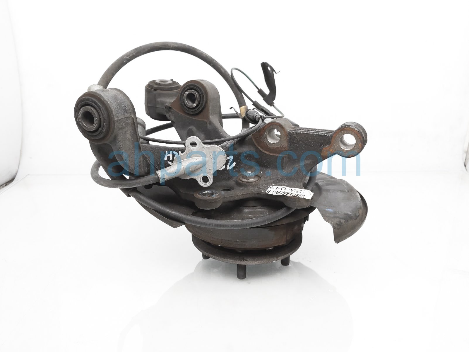 Sold 2016 Toyota Camry Axle Stub Rear Passenger Spindle Knuckle Hub ...