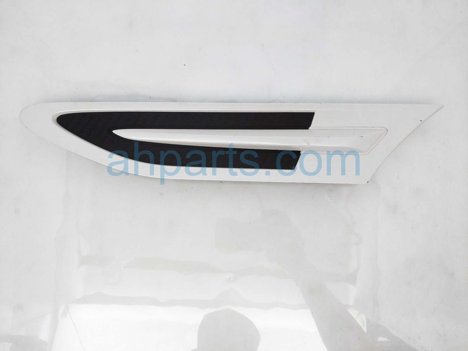 Sold 2014 Subaru BR-Z Front Driver Exterior Fender Garnish -white ...