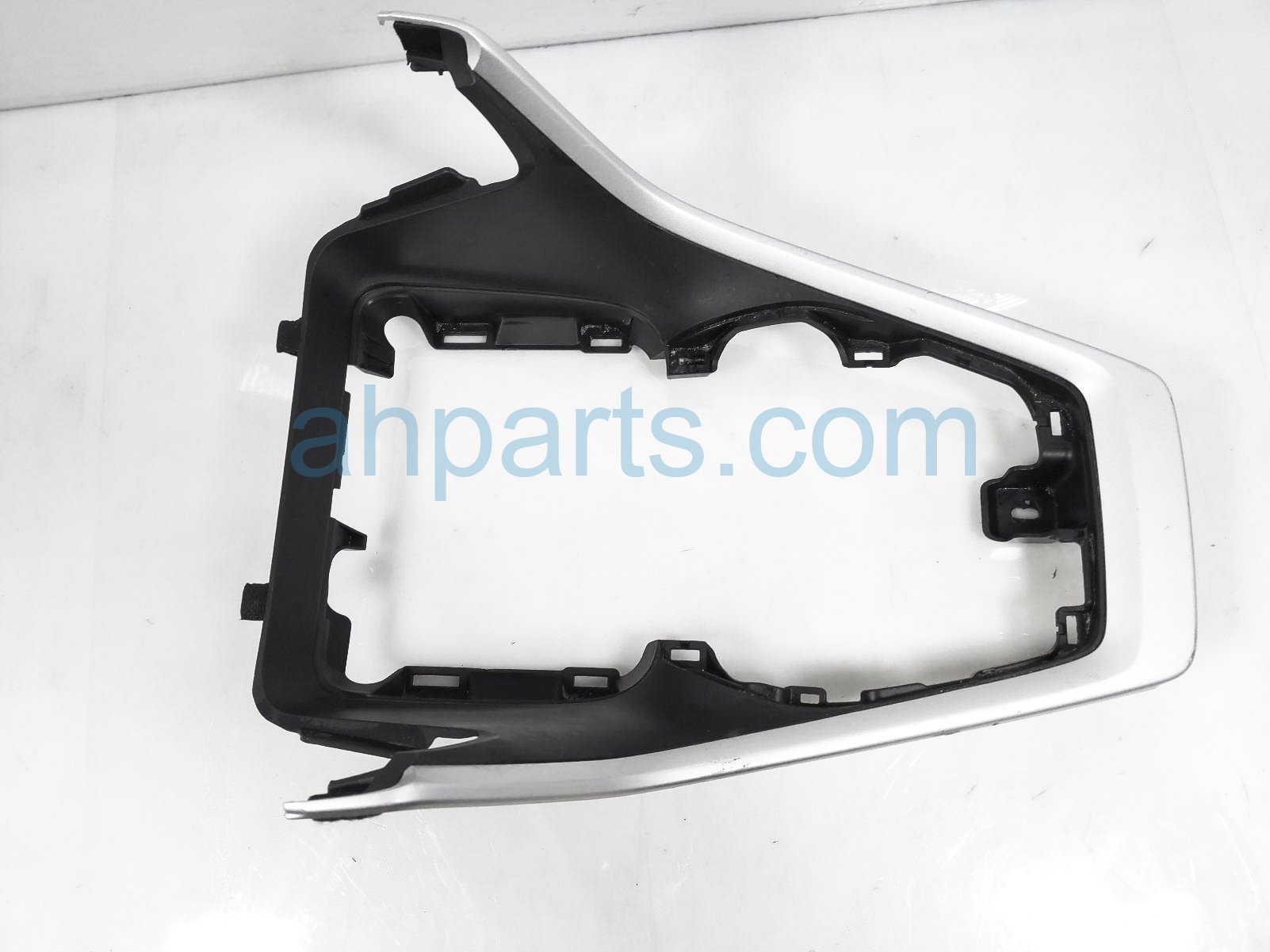 Sold 2019 Toyota Rav 4 Shifter Bezel Trim - Silver 58805-0R080,